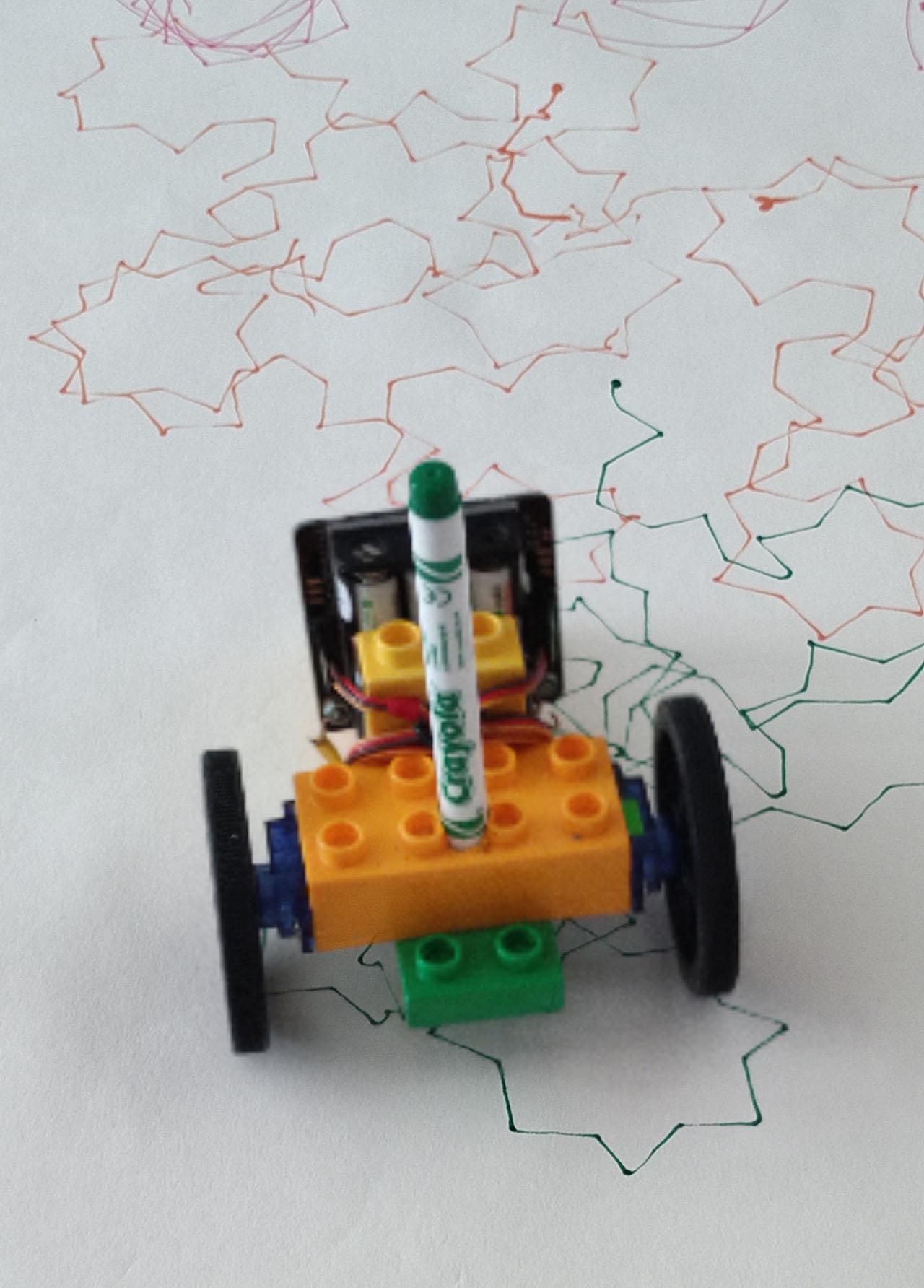 Drawing Robot Car With Lego DUPLO® : 3 Steps - Instructables
