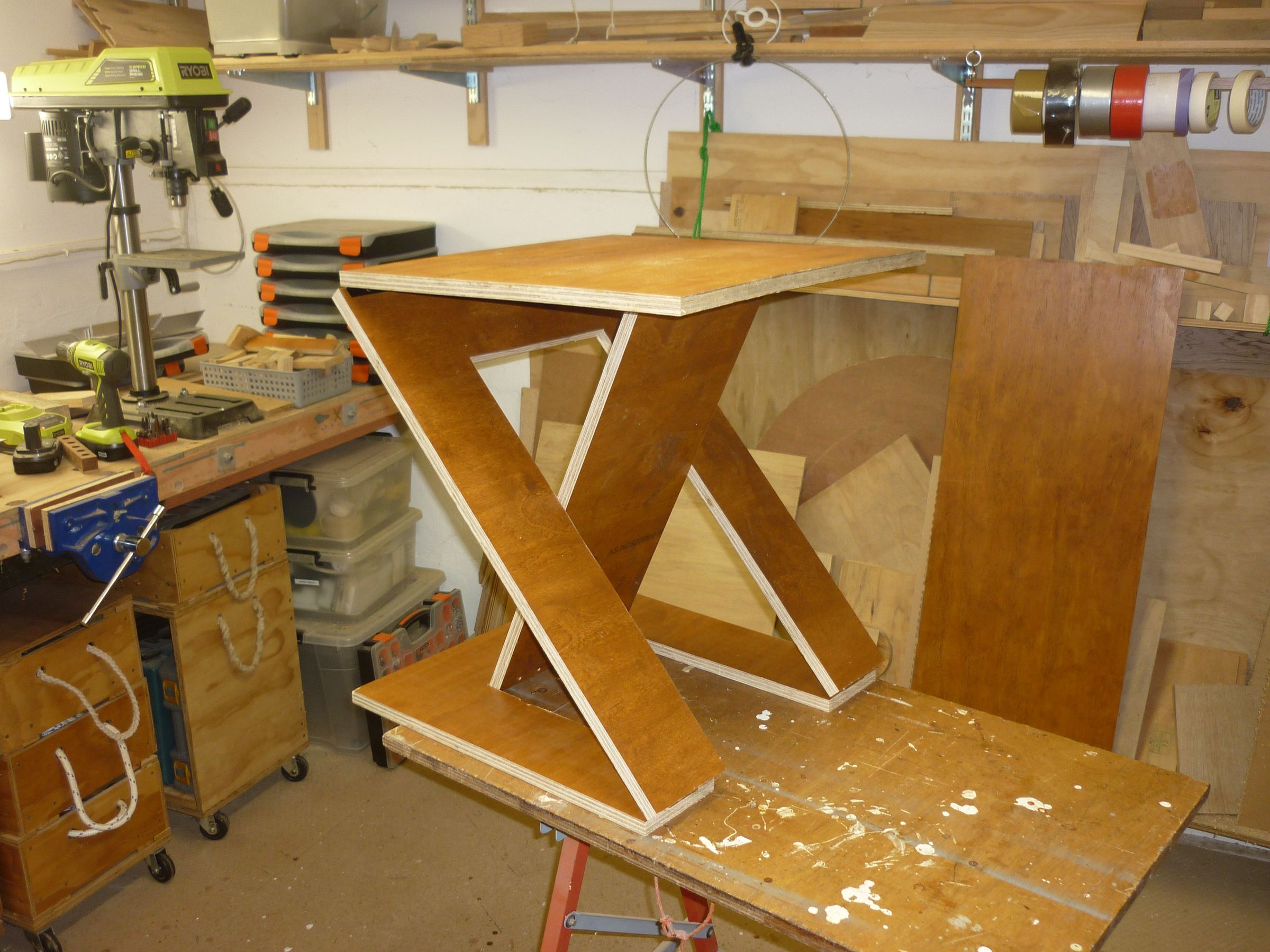 Collapsible Z-Shaped Side Table : 7 Steps (with Pictures) - Instructables