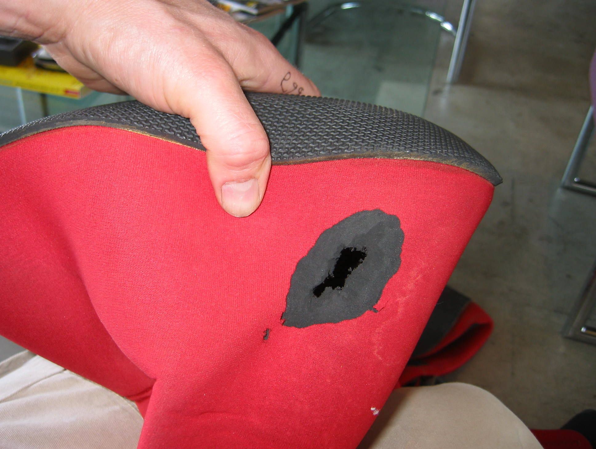 Patch a Wetsuit : 7 Steps (with Pictures) - Instructables