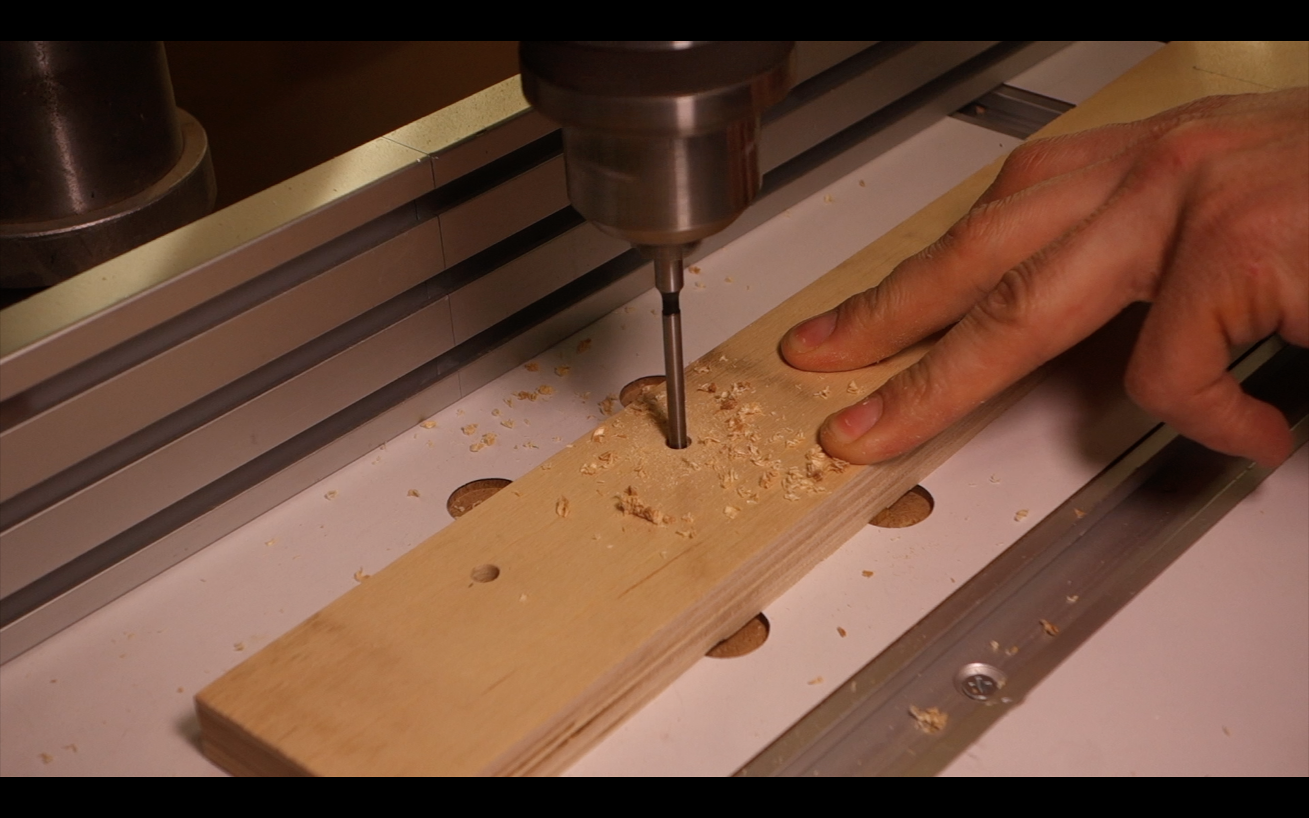 Make It - Adjustable Router Fence : 7 Steps (with Pictures) - Instructables