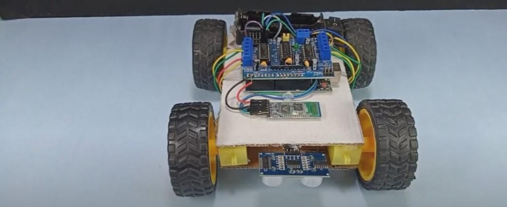 How to Make Table Edge Avoiding Robot || #MadeWithArduino. : 8 Steps (with Pictures) - Instructables