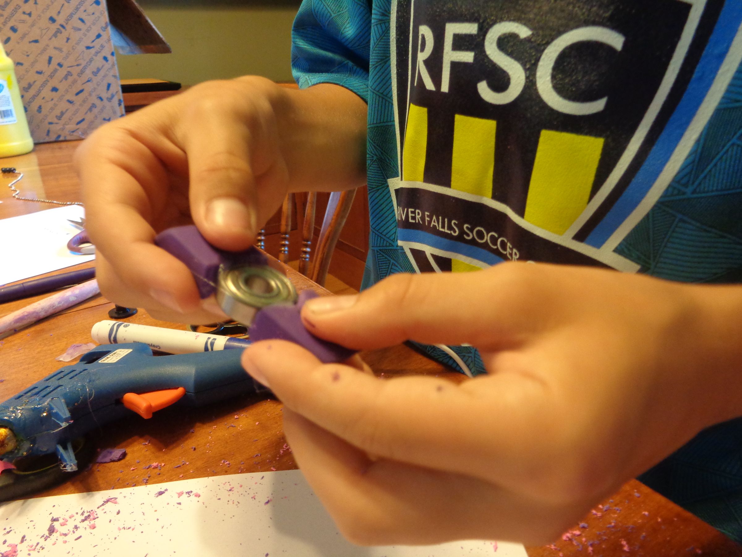 Eraser Fidget Spinner : 5 Steps - Instructables