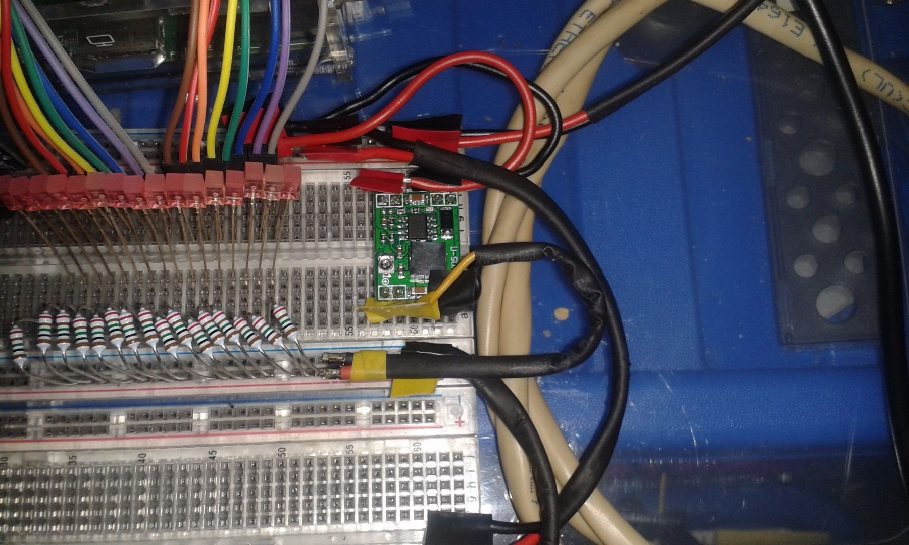 Breadboard Power Distribution Wires : 8 Steps (with Pictures ...