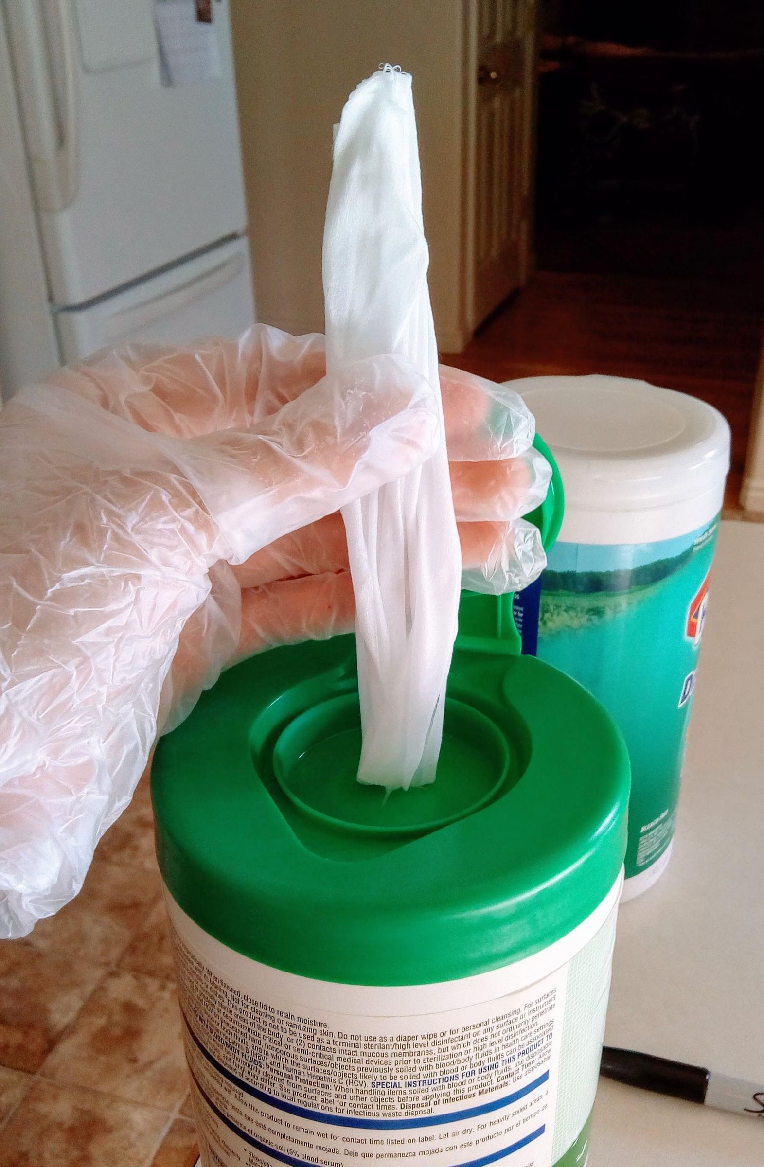 Mini Phone Wipes Dispenser : 4 Steps - Instructables