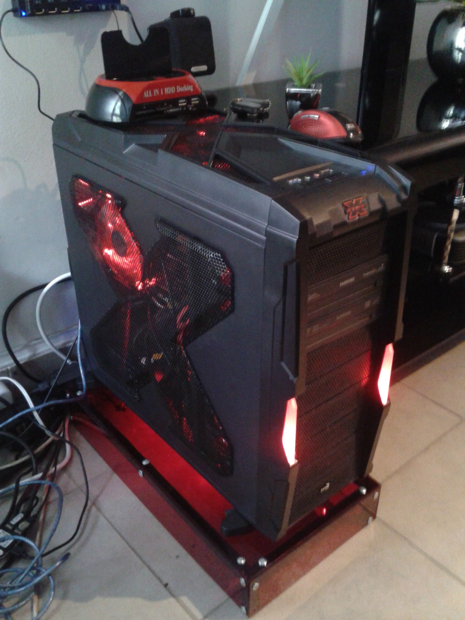 Custom Pc Stand - Instructables