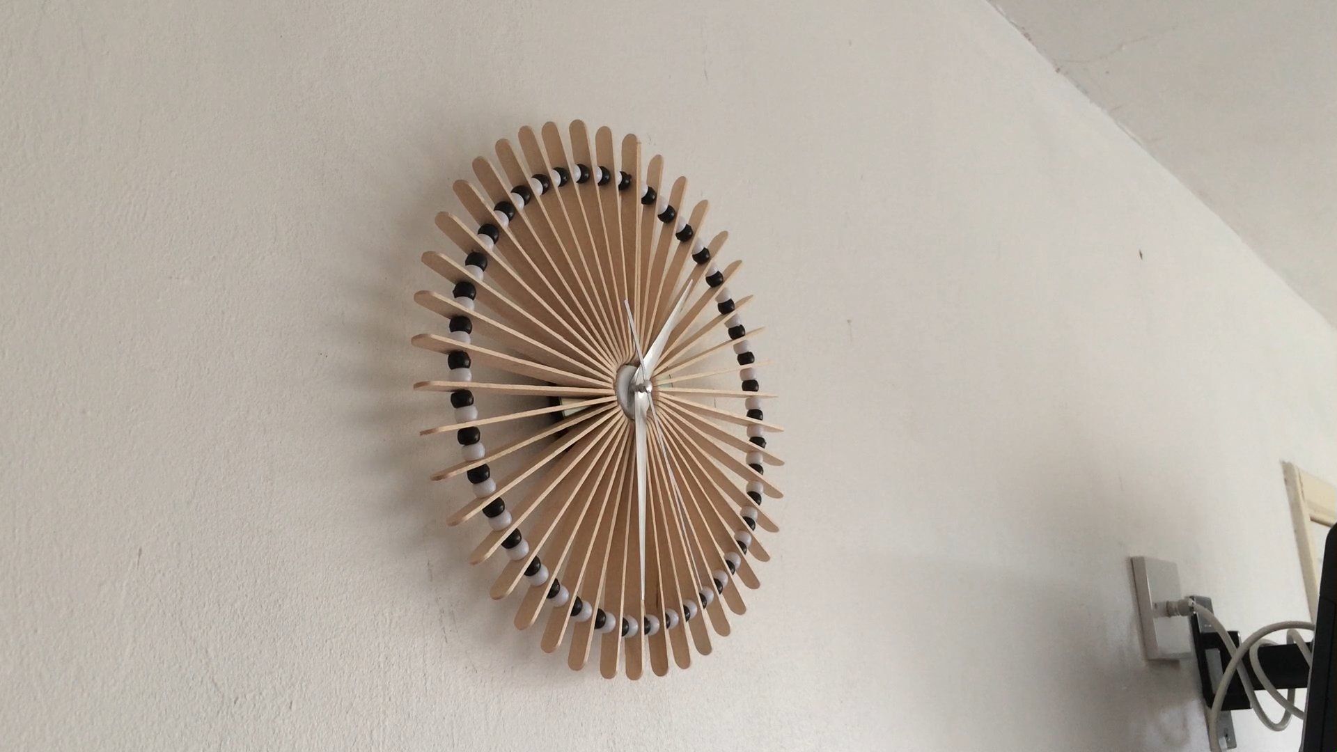 Make an Awesome Clock Using Lolly Sticks! : 5 Steps (with Pictures ...