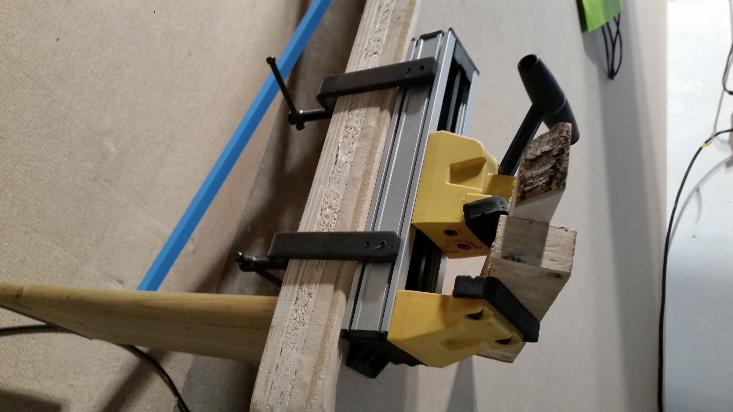 Very STURDY and Flat 4'x8' Workbench Table : 10 Steps (with Pictures ...