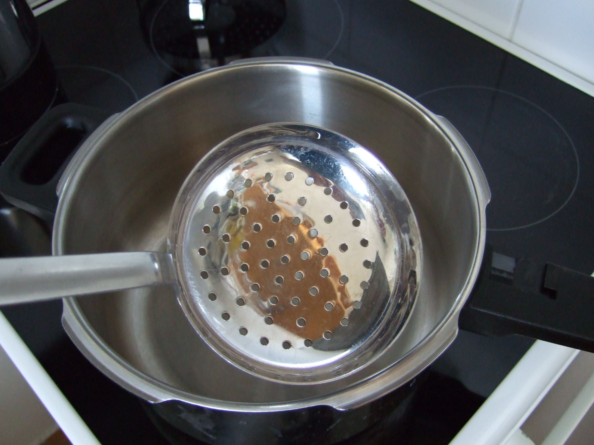 Three Ways to Make Spaetzle : 8 Steps (with Pictures) - Instructables