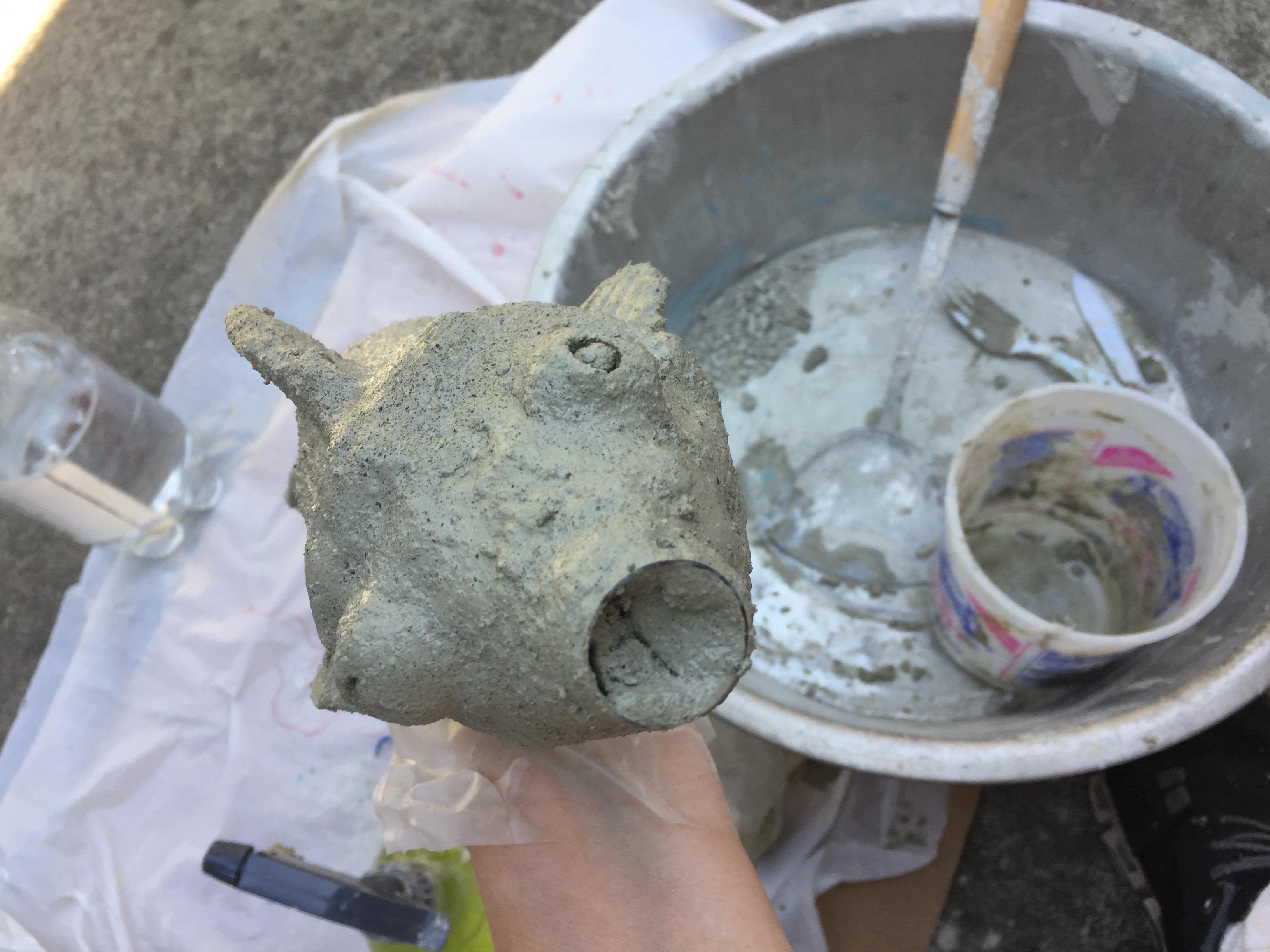 Concrete Garden Fish From Plastic Water Bottles : 4 Steps (with ...