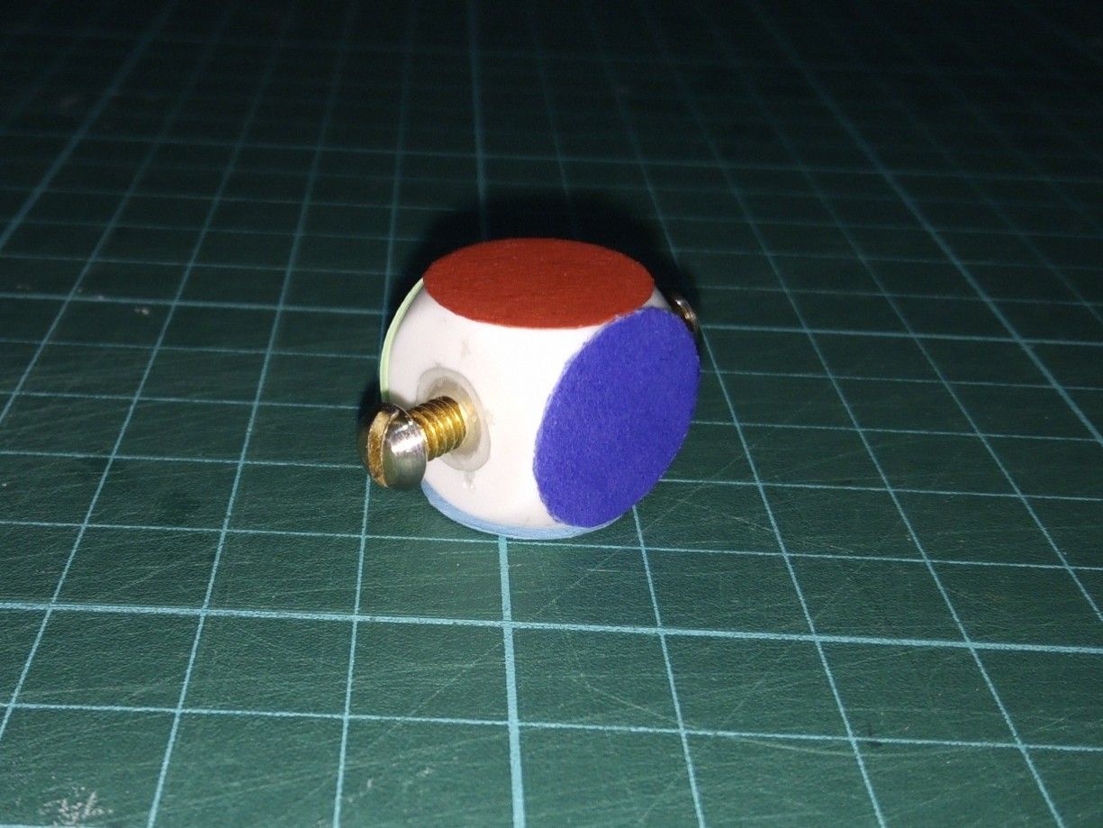 4 Sides Dice From Regular Dice : 4 Steps - Instructables