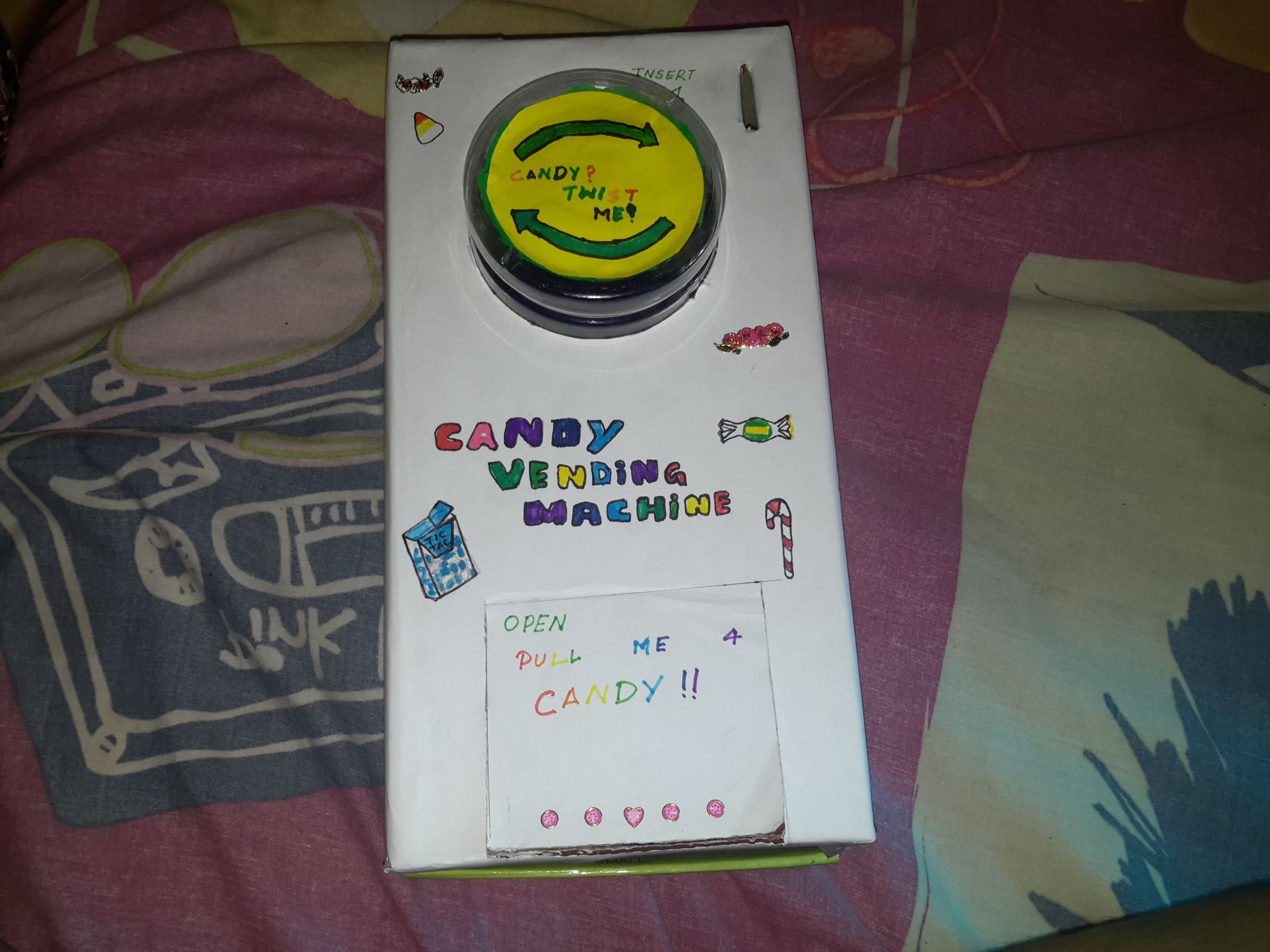 Homemade Candy Vending Machine : 9 Steps - Instructables