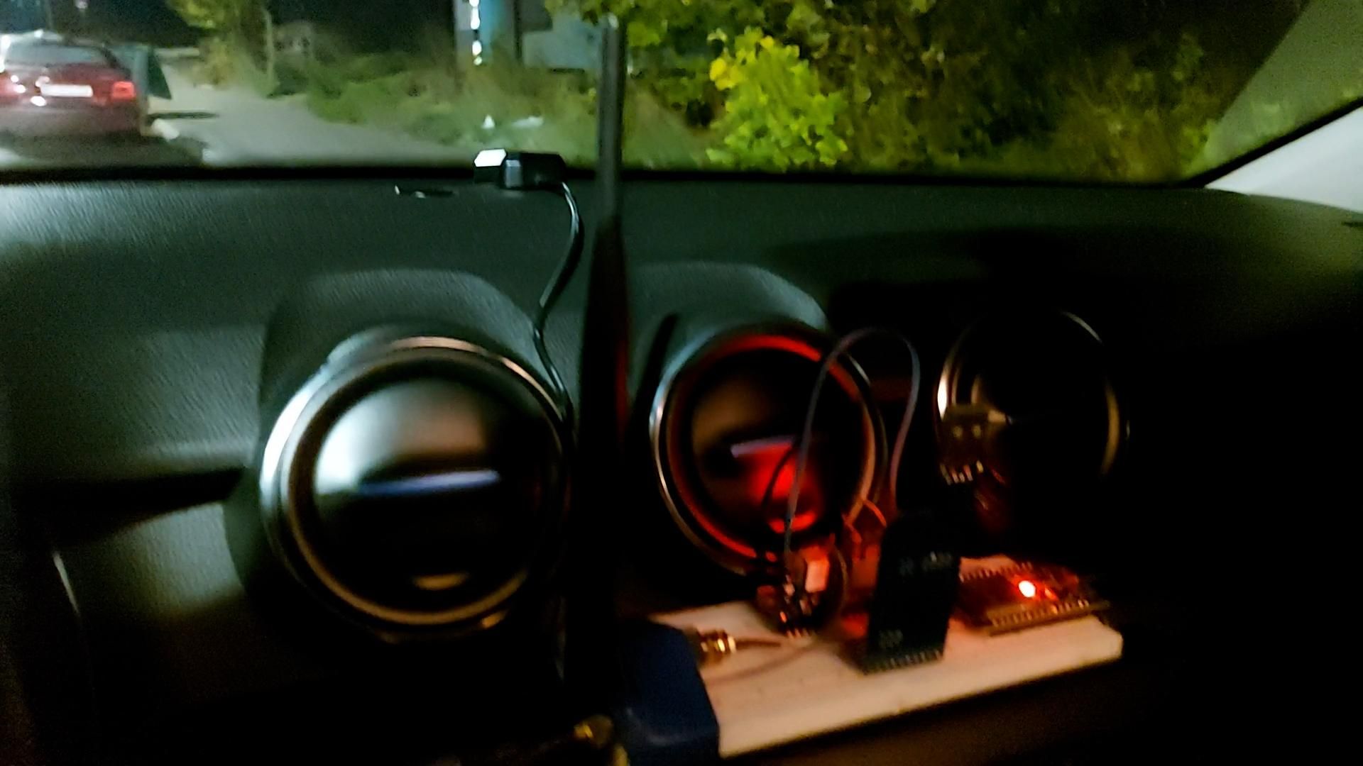 Helium Based DIY GPS Vehicle Tracker With RYS8839 and RYLR993 and ESP32 ...