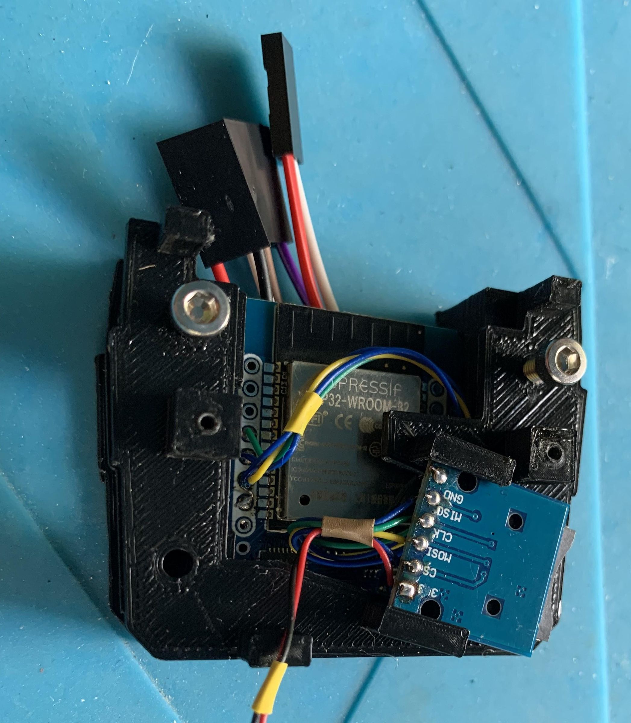 Family Safety Monitor : 15 Steps (with Pictures) - Instructables