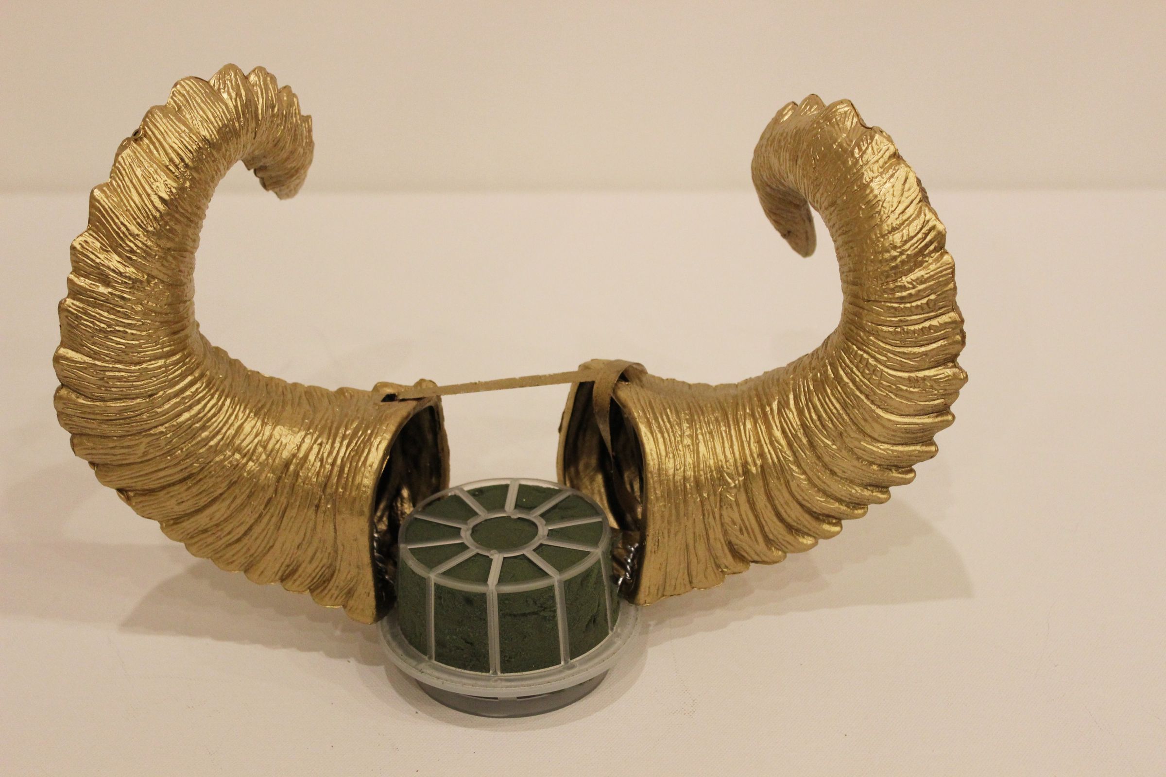 Golden Goddess Horned Headdress : 15 Steps (with Pictures) - Instructables
