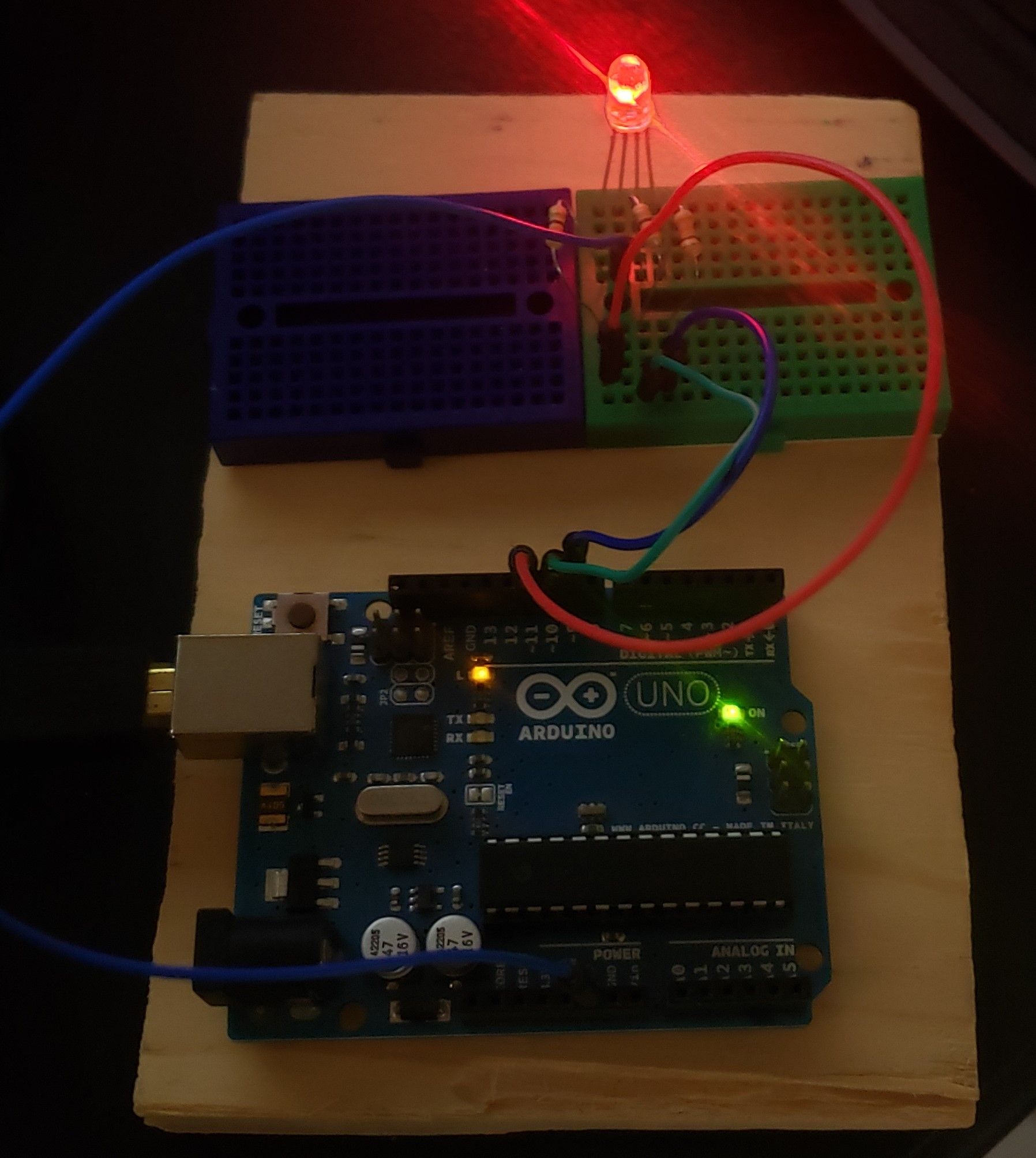 Arduino Class: Your First Experiments : 6 Steps - Instructables