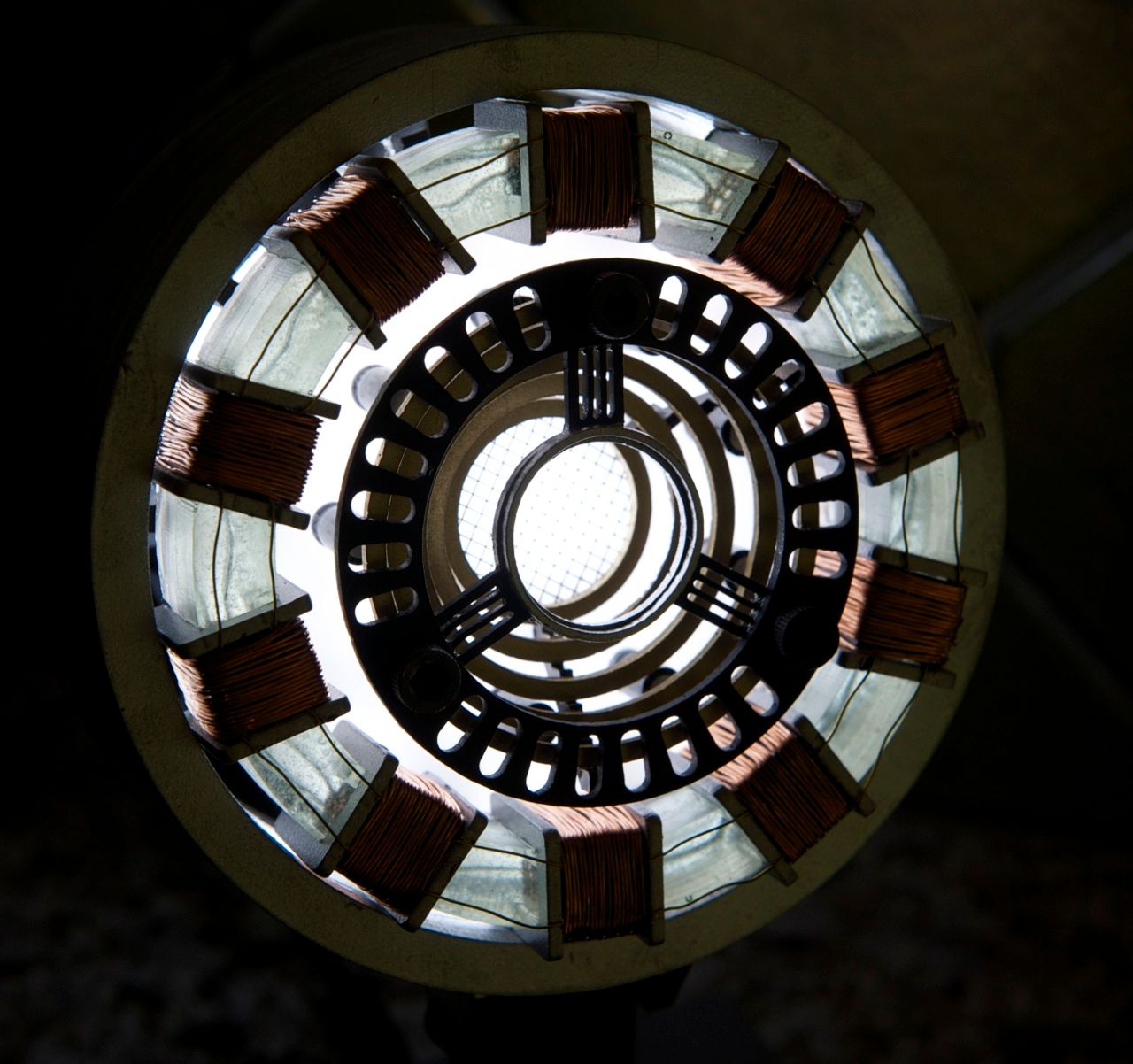 Mk.1 Arc Reactor Replica : 9 Steps (with Pictures) - Instructables