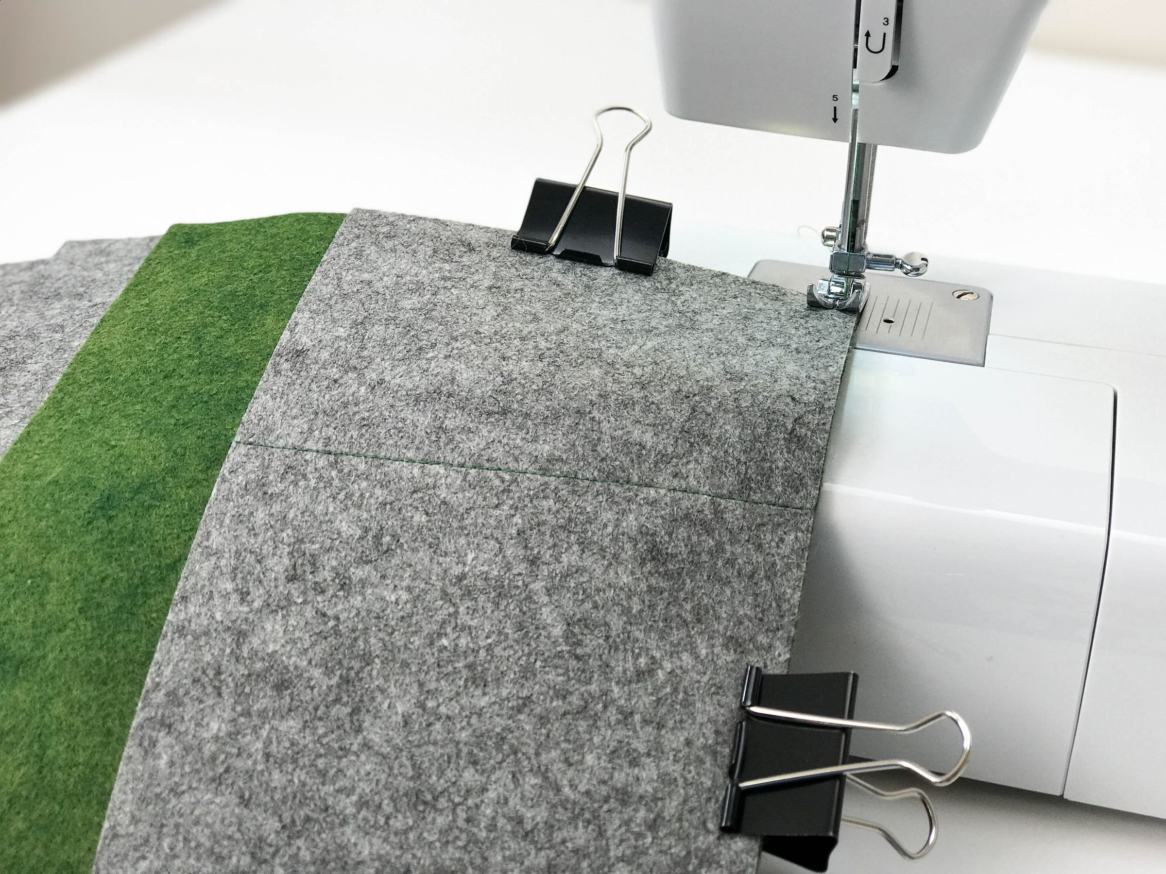 A4 Felt Folder : 7 Steps (with Pictures) - Instructables