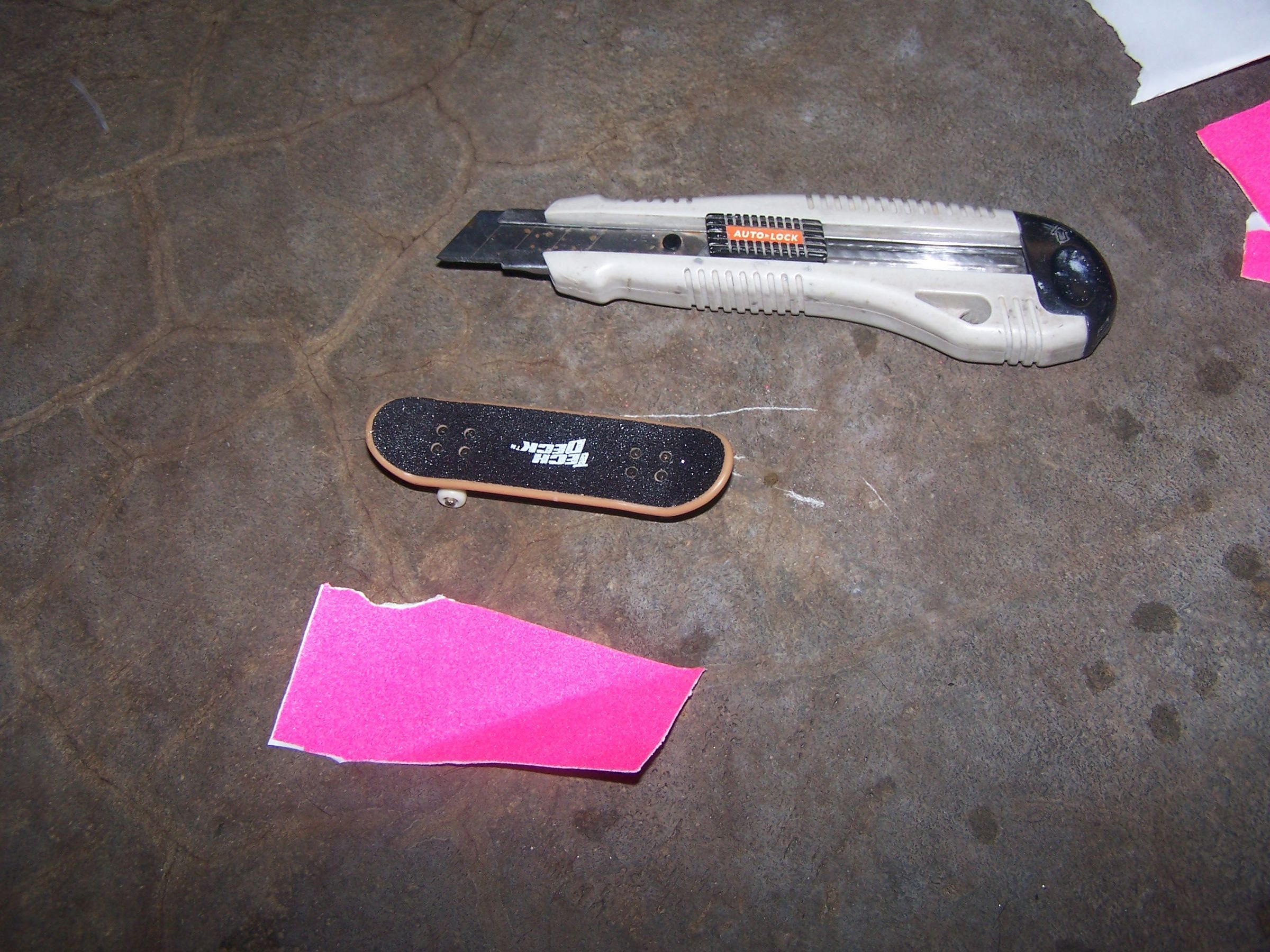 How to Put Together a Skateboard : 5 Steps (with Pictures) - Instructables