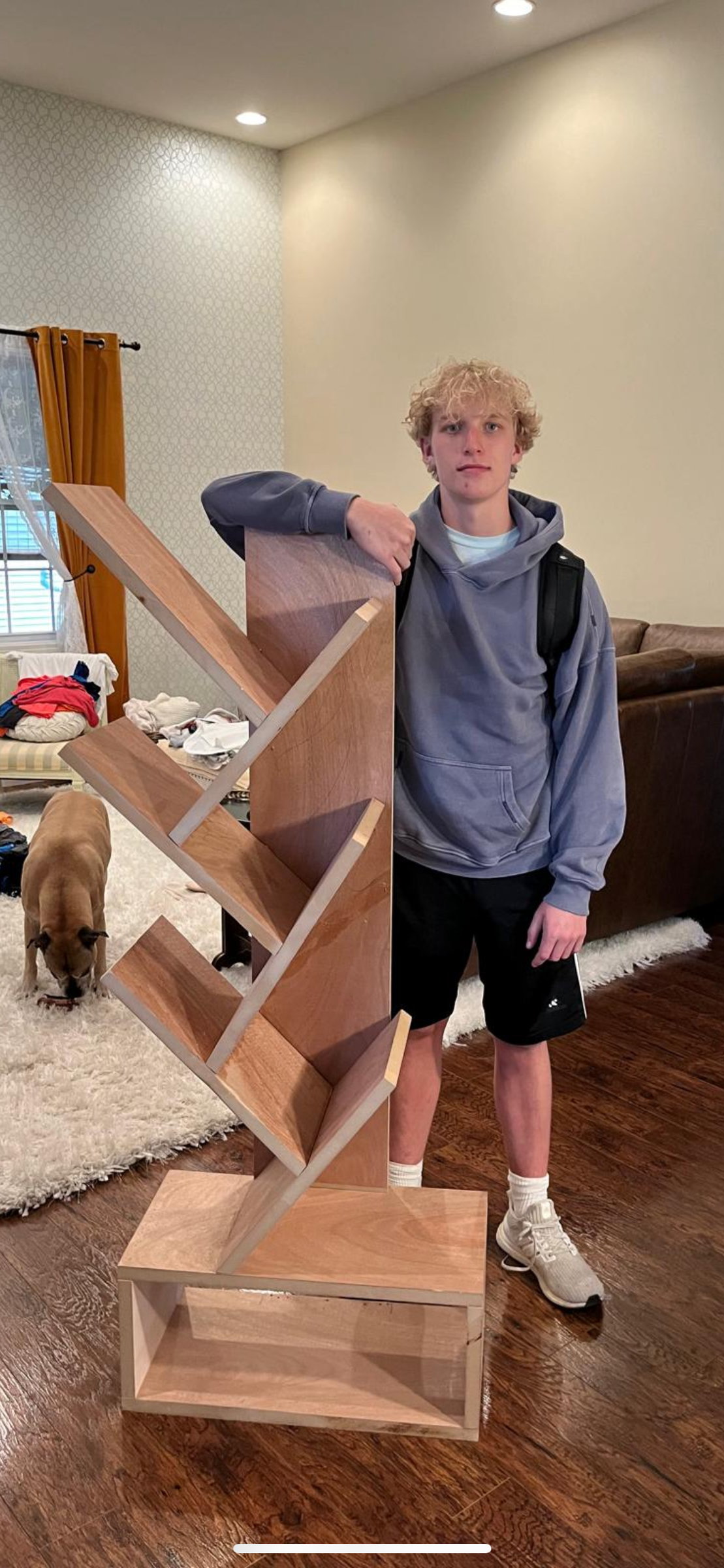 Compact Jagged T Bookshelf : 6 Steps - Instructables