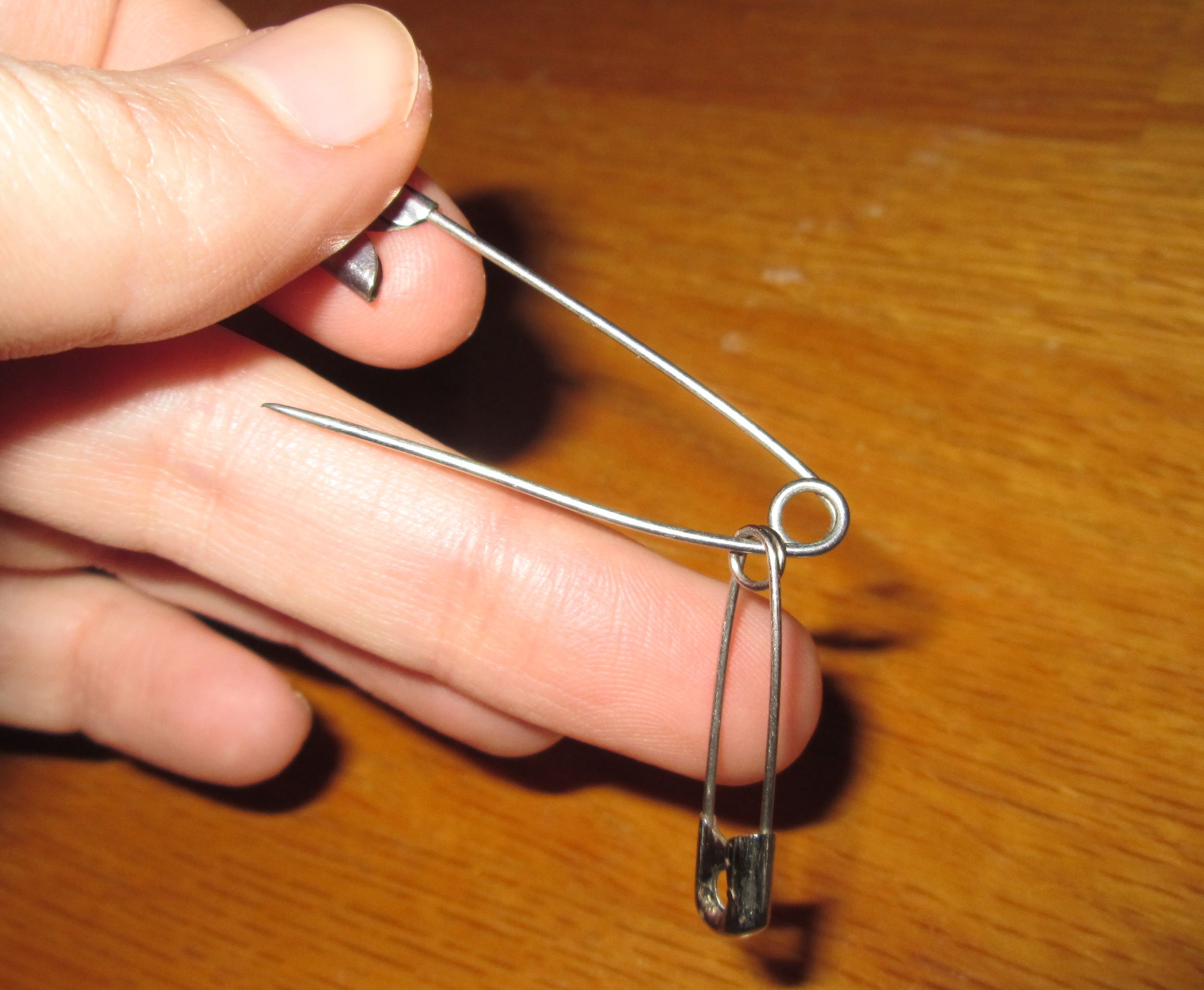 Super Easy Way to Organize Safety Pins!! - Instructables