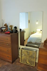 Our Outdated Bedroom - Instructables