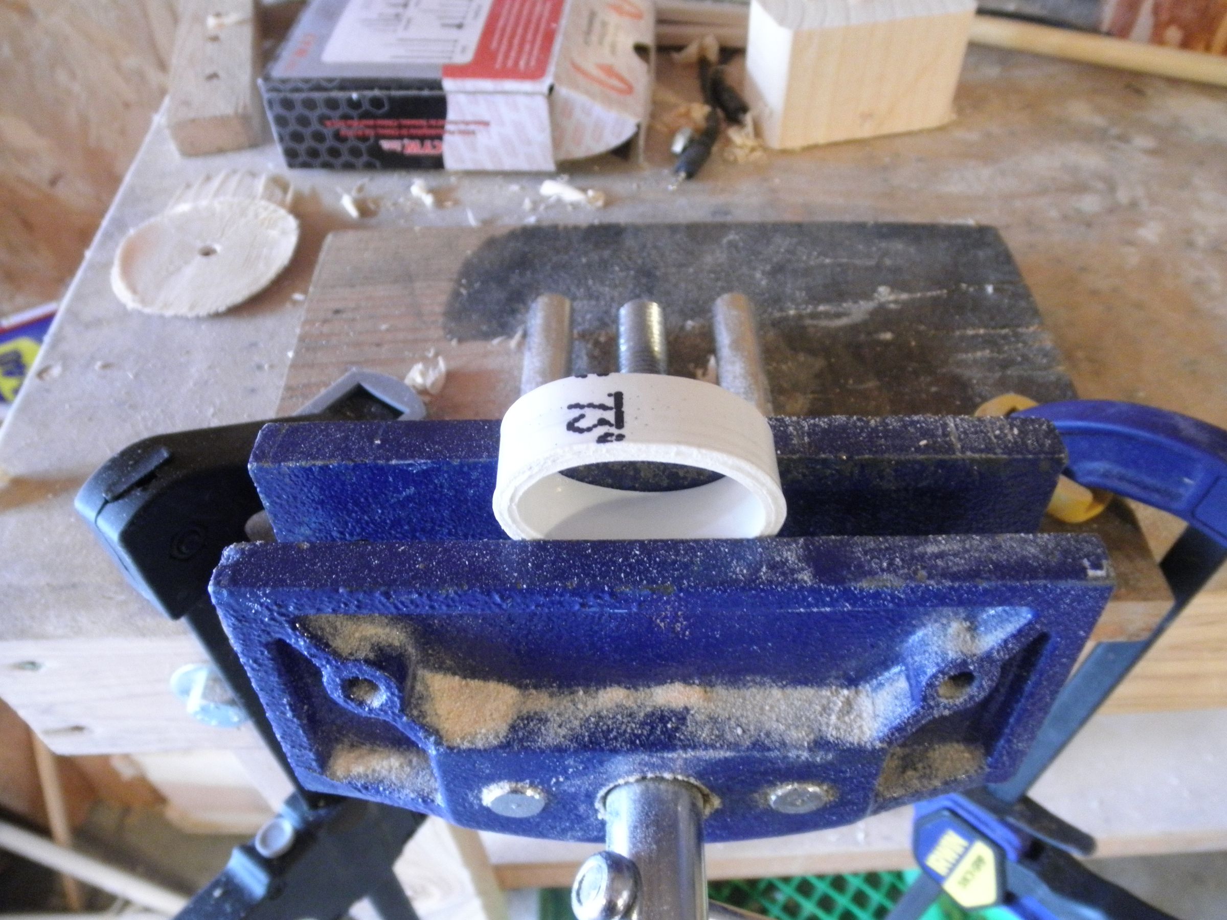 Cheap Chain Prop : 5 Steps - Instructables