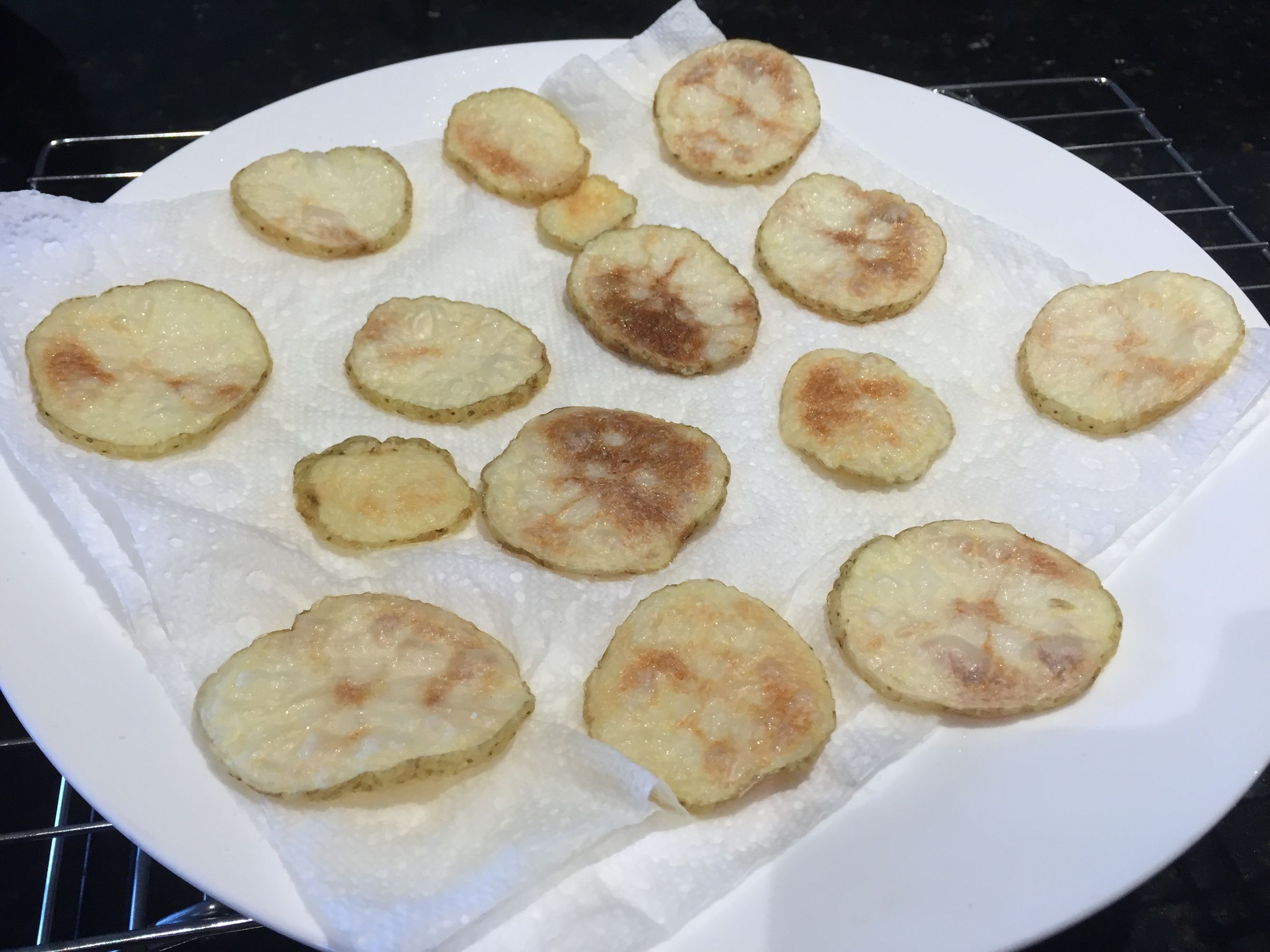 Microwave Potato Chips (Crisps) : 8 Steps (with Pictures) - Instructables
