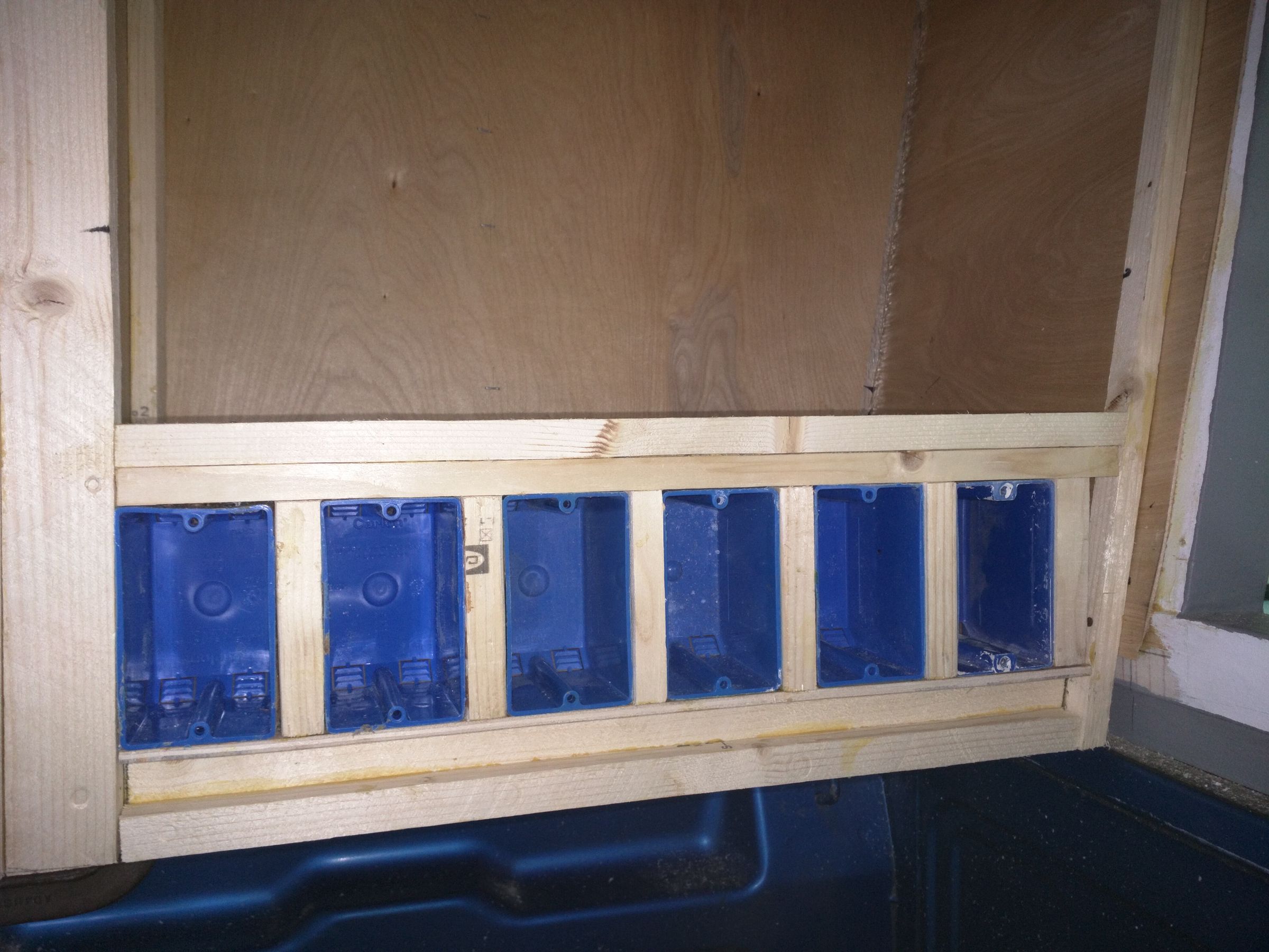 Cab-over Camper for Pickup : 8 Steps - Instructables