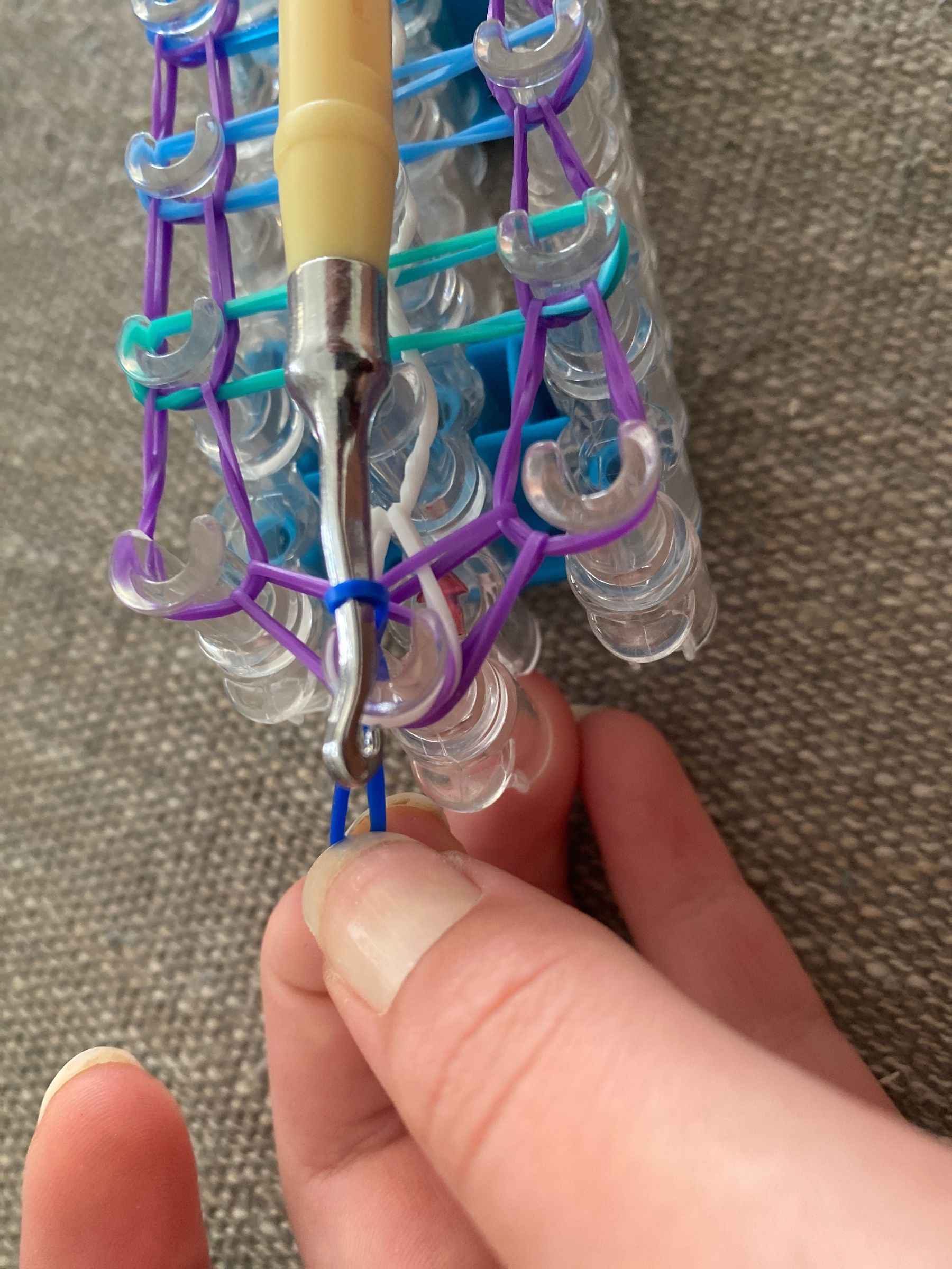 Rainbow Loom Ladder Bracelet! : 9 Steps - Instructables