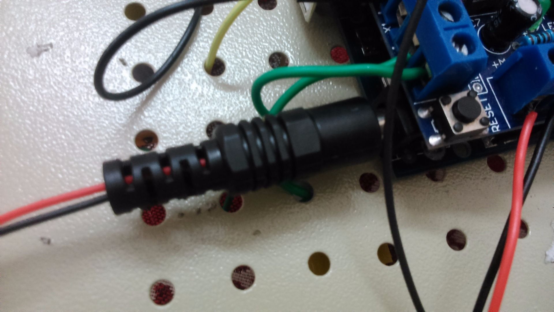 Make a Simple Wireless RF Robot Using Arduino! : 7 Steps (with Pictures ...