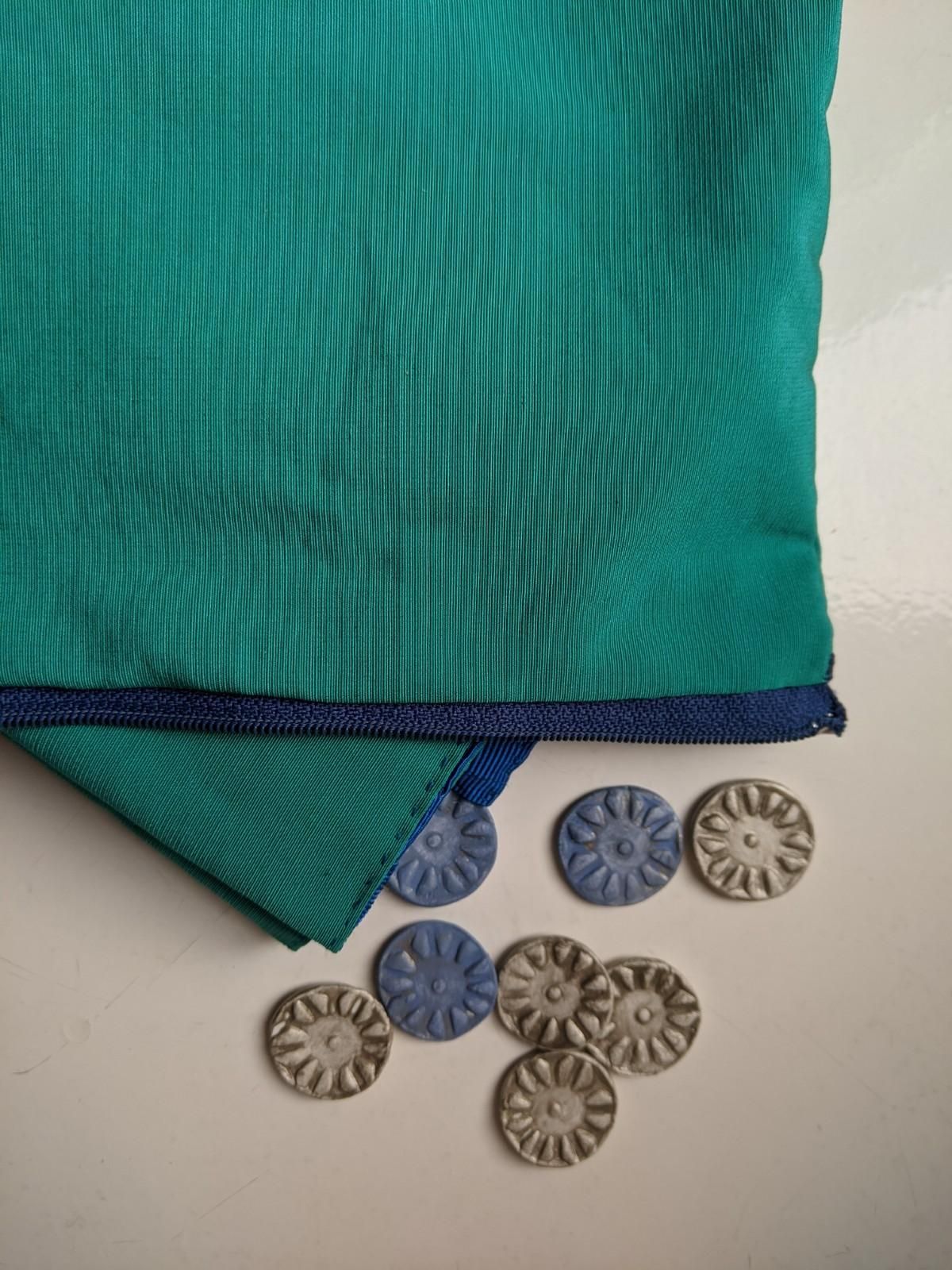 Upcycled Fabric Backgammon Board : 10 Steps (with Pictures) - Instructables