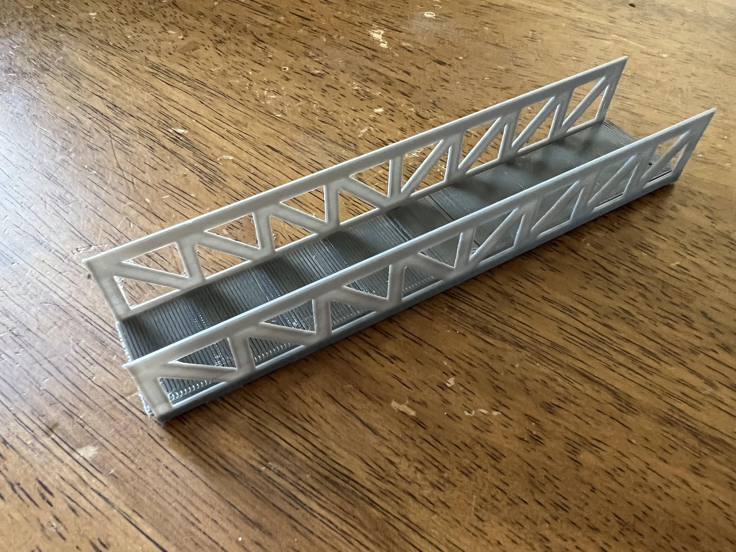 Canal Pedestrian Bridge : 5 Steps - Instructables