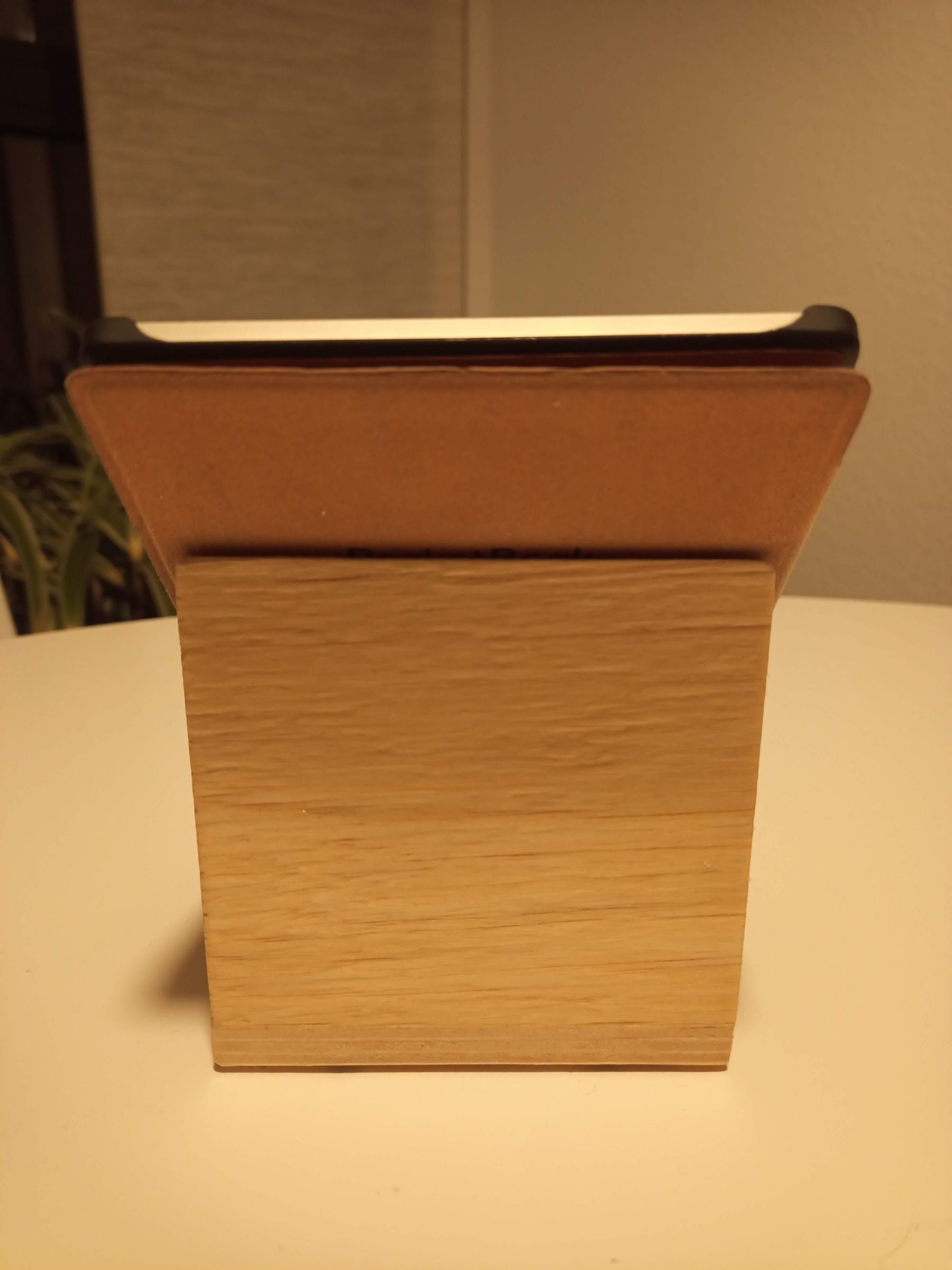 Simple E-Reader, Tablet or Phone Stand : 8 Steps (with Pictures ...