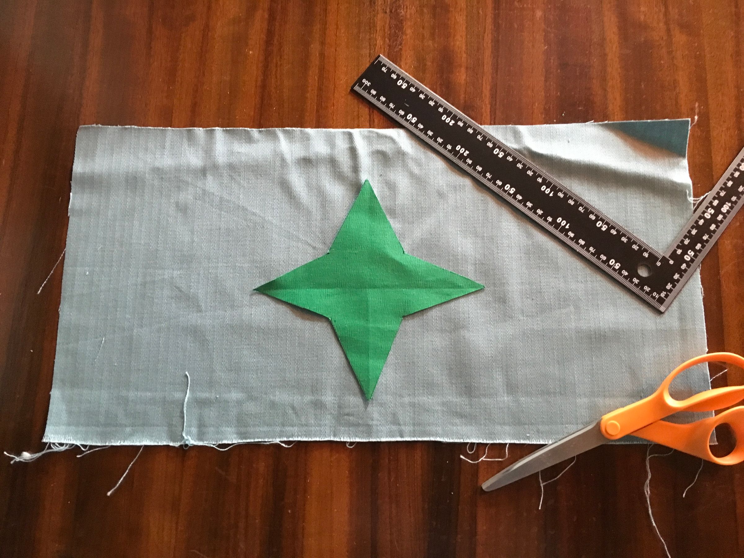 Easy Sew Pyramid Doorstop : 6 Steps (with Pictures) - Instructables