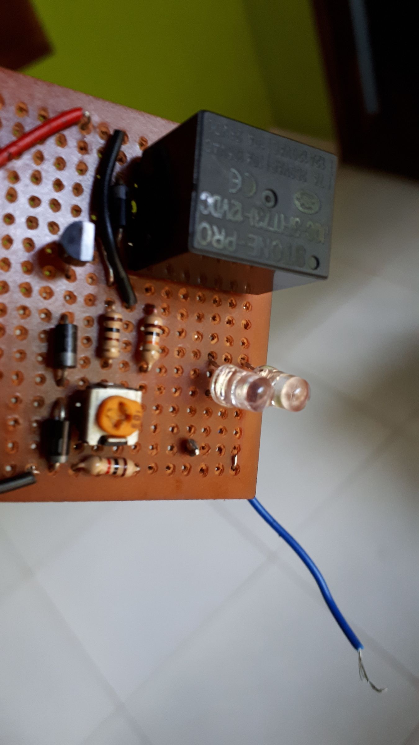 12v Automatic Charger (Auto Cut OFF) : 3 Steps (with Pictures ...