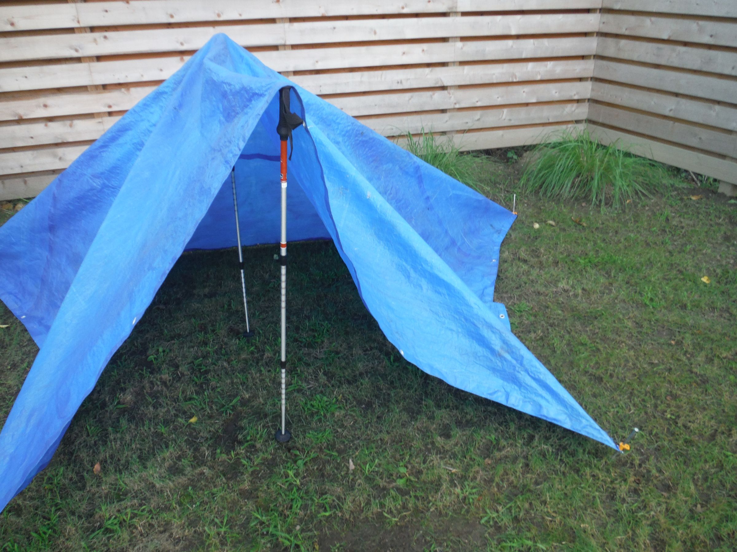 Trekking Pole Blue Tarp Tent : 5 Steps (with Pictures) - Instructables
