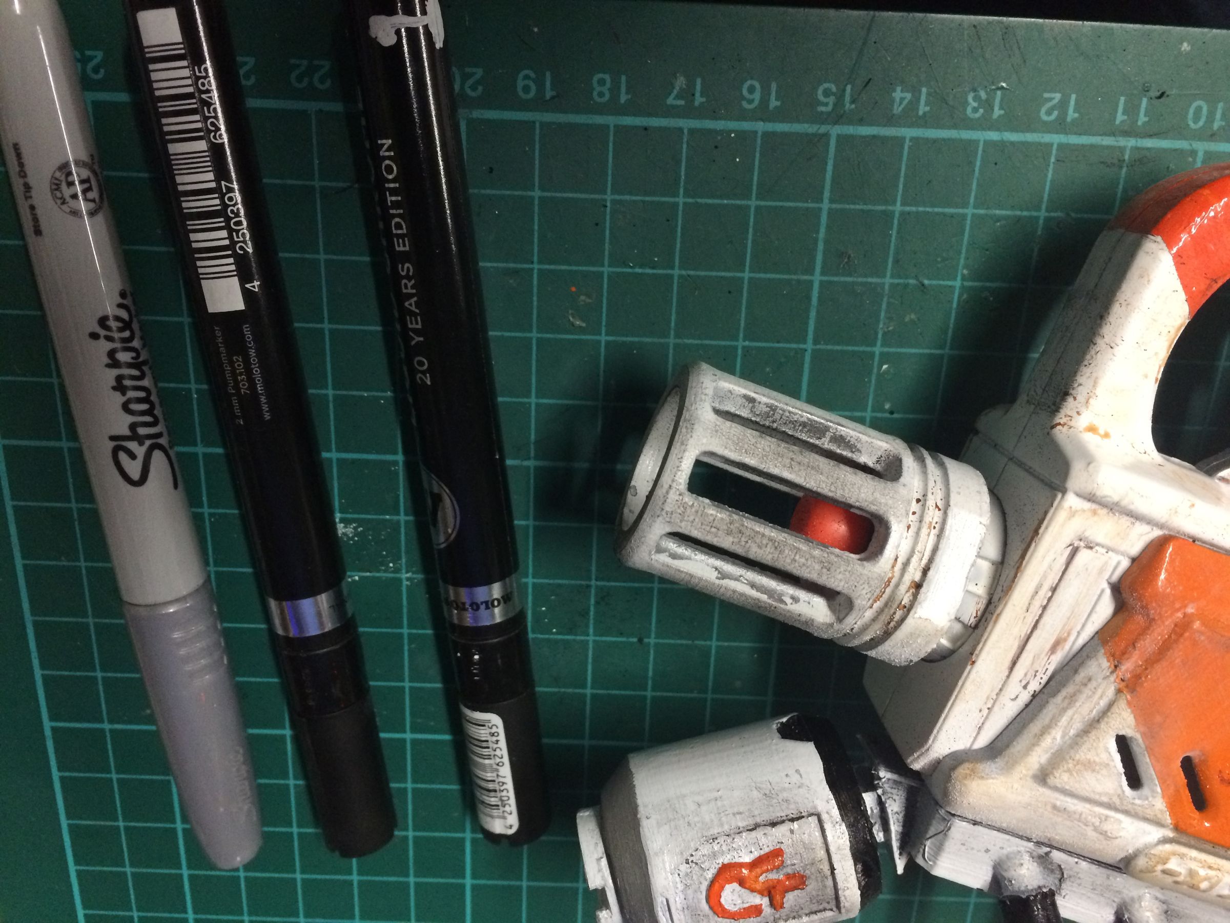 DISTRICT 9 Inspired NERF Remake : 15 Steps (with Pictures) - Instructables