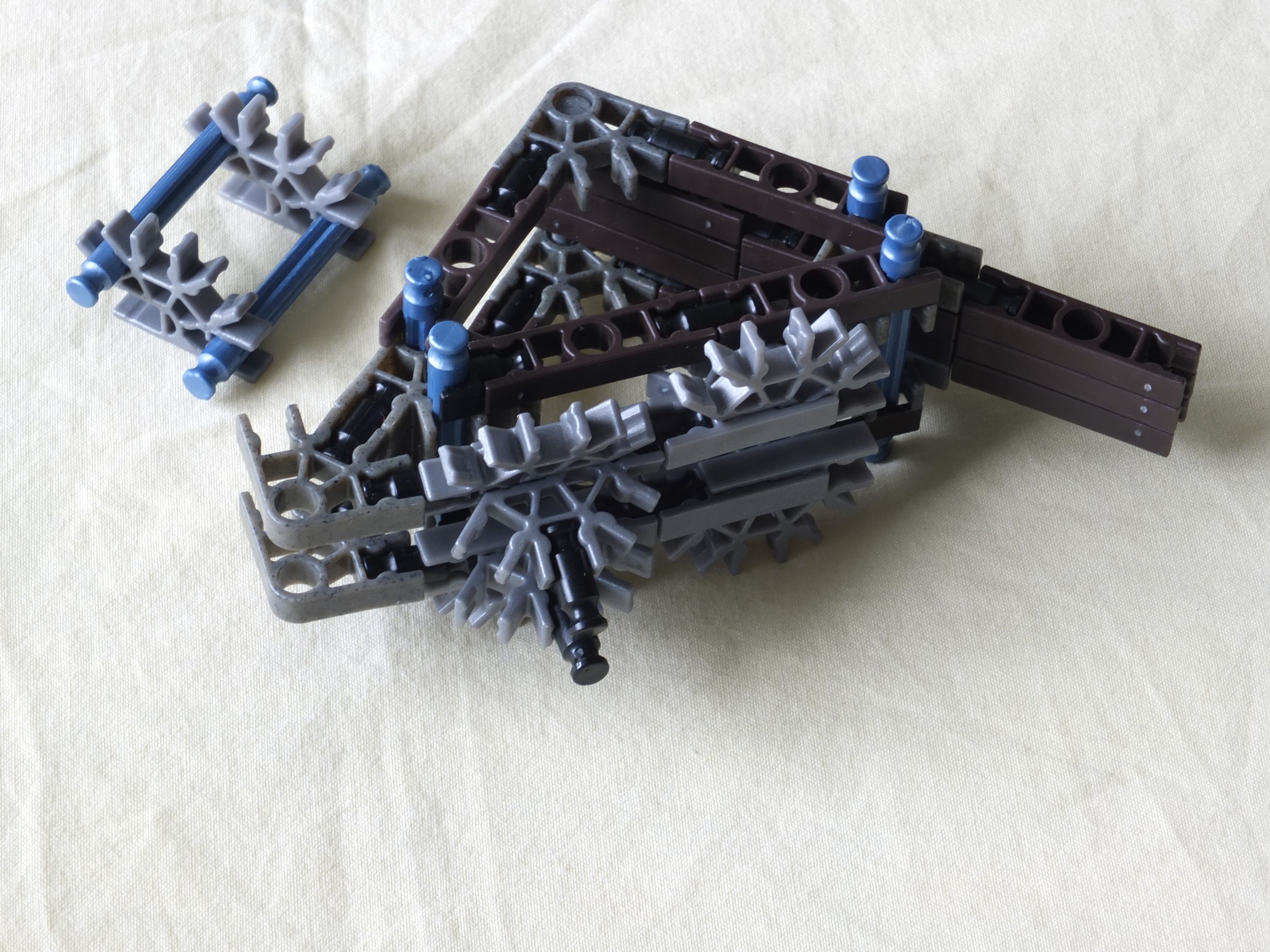 K'NEX Motorized Walking AT-TE From Star Wars : 6 Steps (with Pictures ...