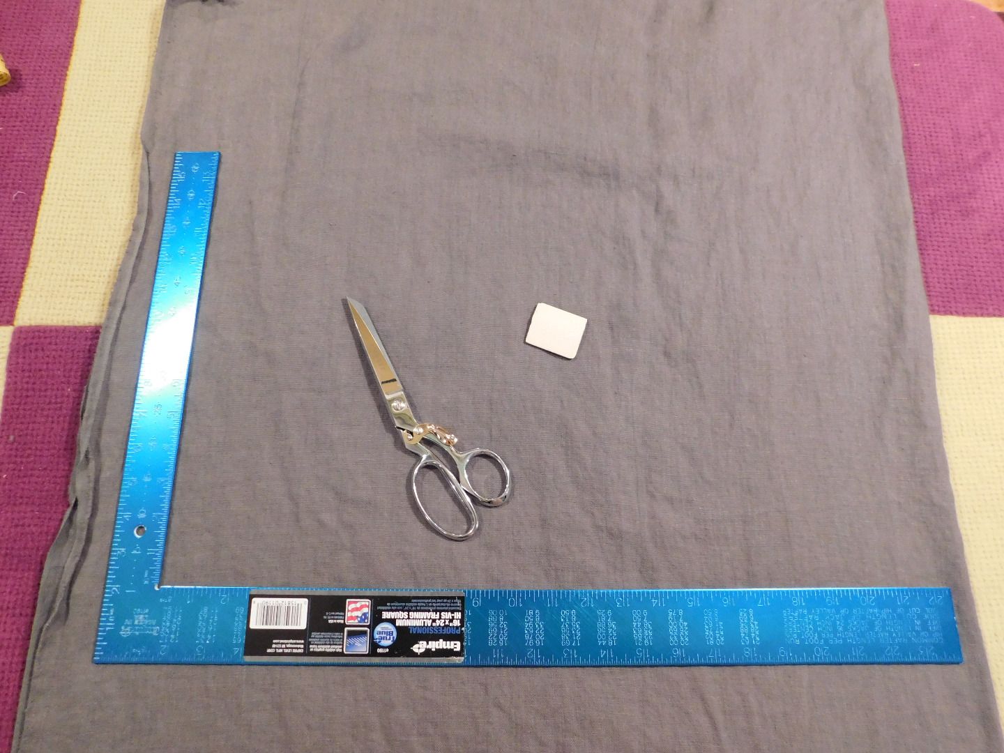 Dining Chair Slipcover - Easy : 9 Steps (with Pictures) - Instructables