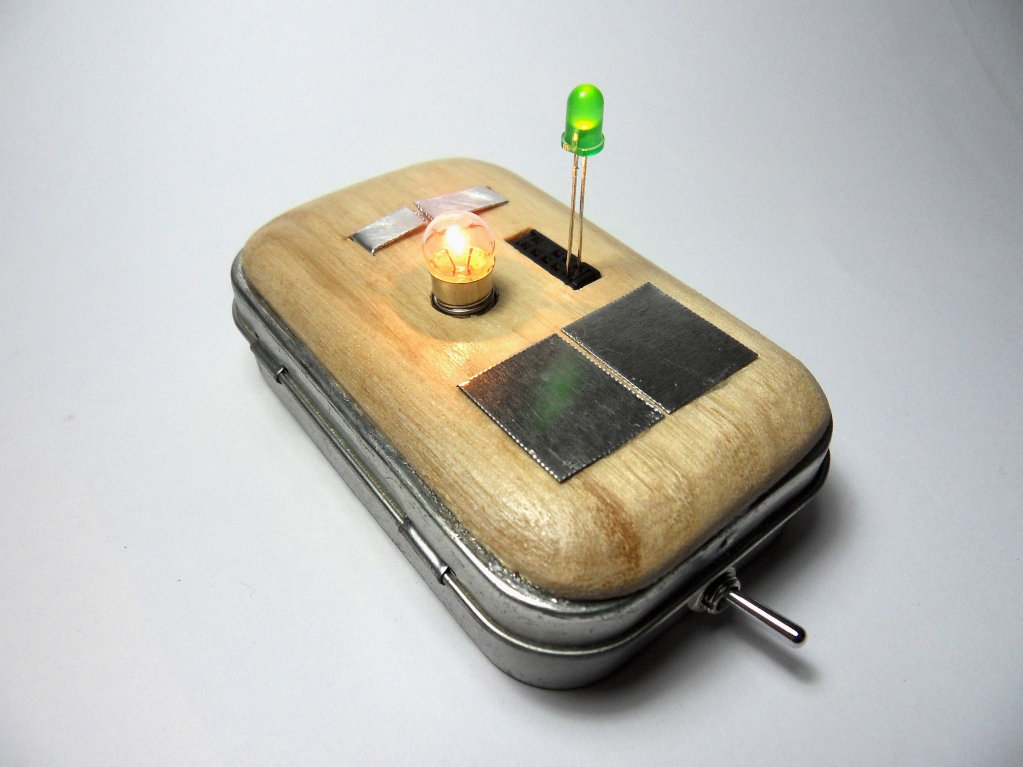 LED / Mini Lightbulb Tester : 7 Steps (with Pictures) - Instructables