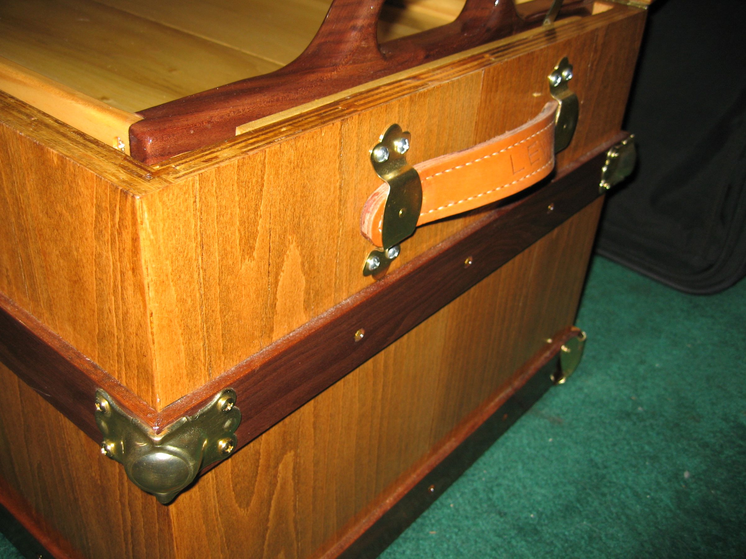 Steamer Trunk : 4 Steps - Instructables