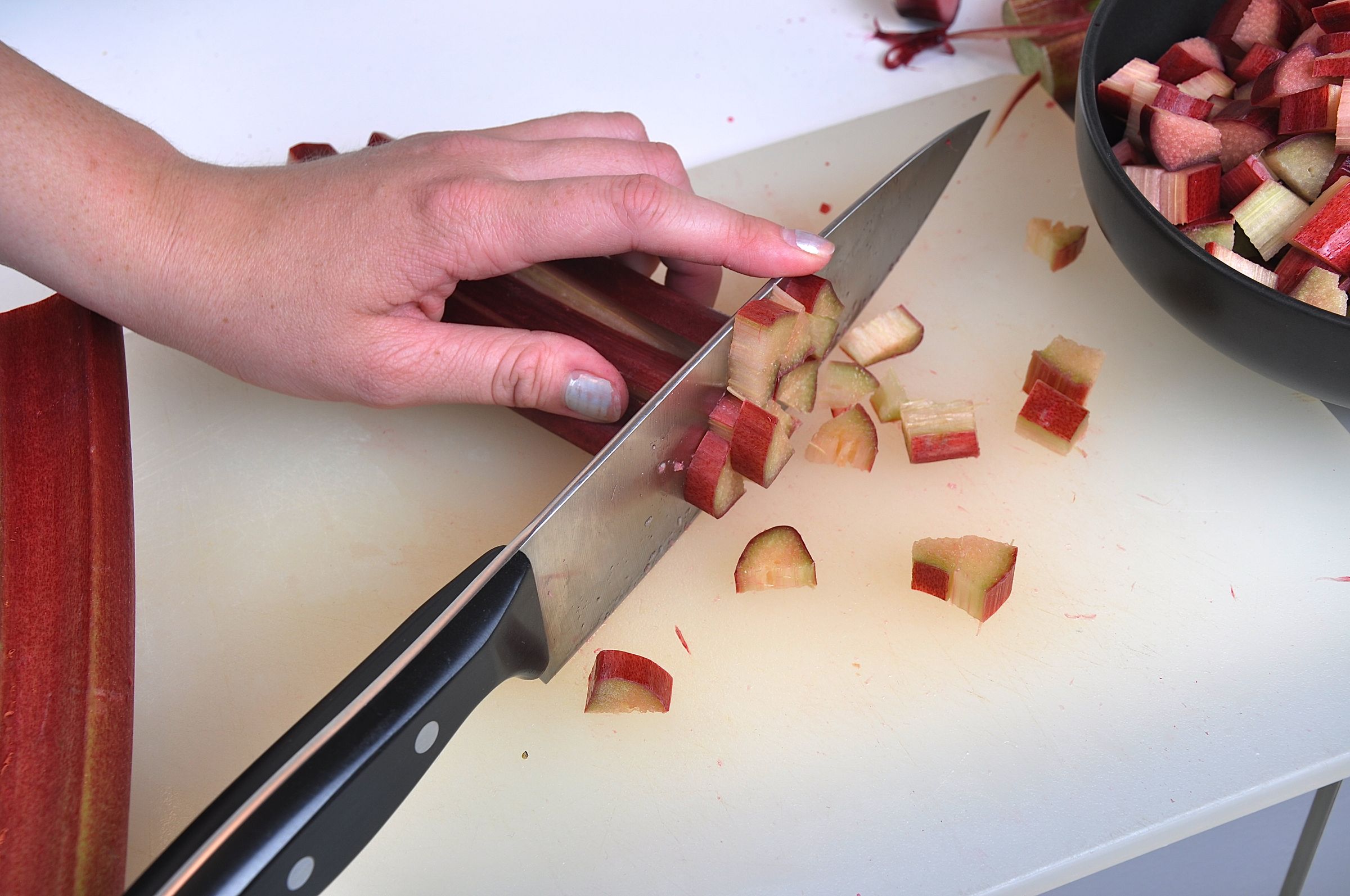 Easy Rhubarb Dessert : 5 Steps (with Pictures) - Instructables