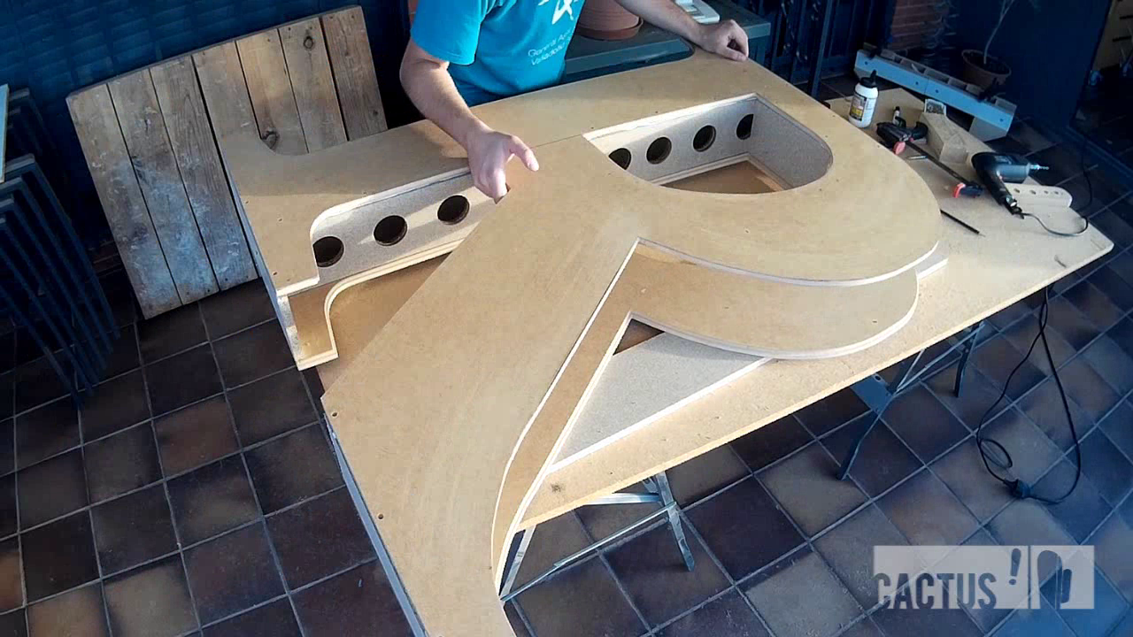 Huge Wooden Letters : 5 Steps (with Pictures) - Instructables