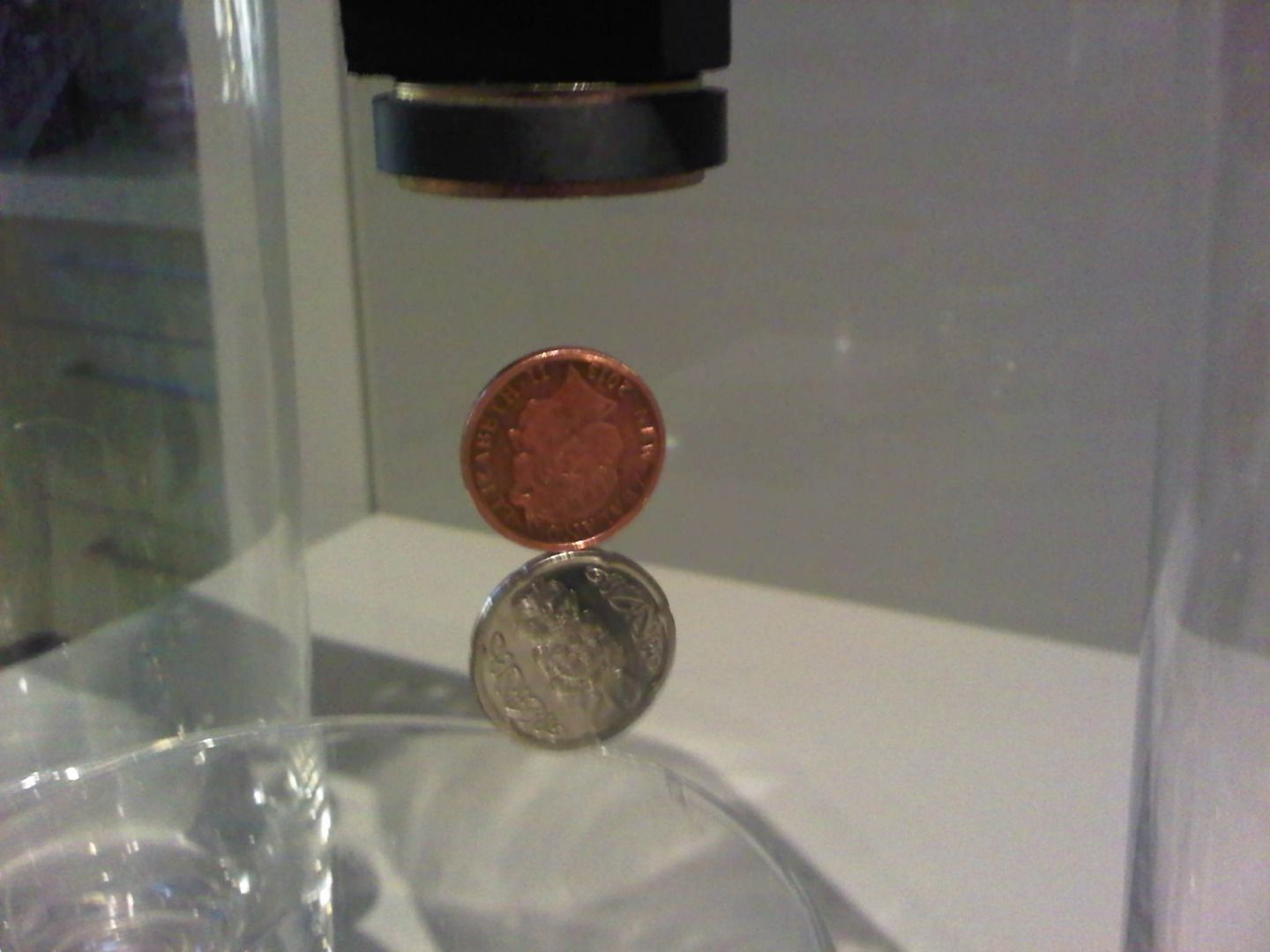 AMAZING GRAVITY-DEFYING COIN TRICK! : 4 Steps (with Pictures ...
