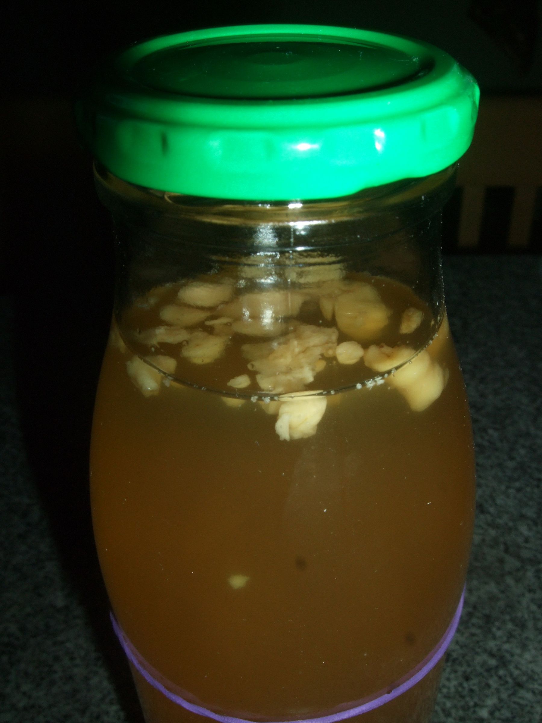 How to Resinate (clean Tree Resin) : 11 Steps - Instructables
