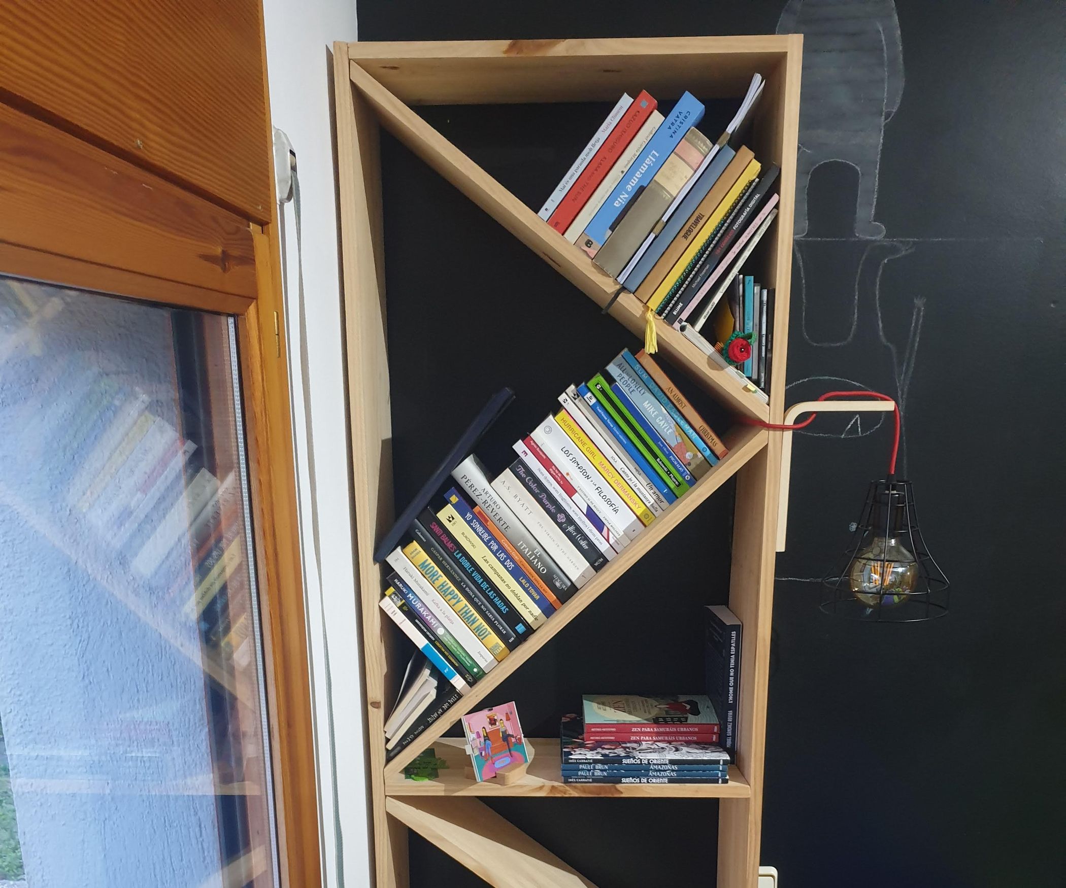 Diagonal Wood Bookshelf : 5 Steps - Instructables