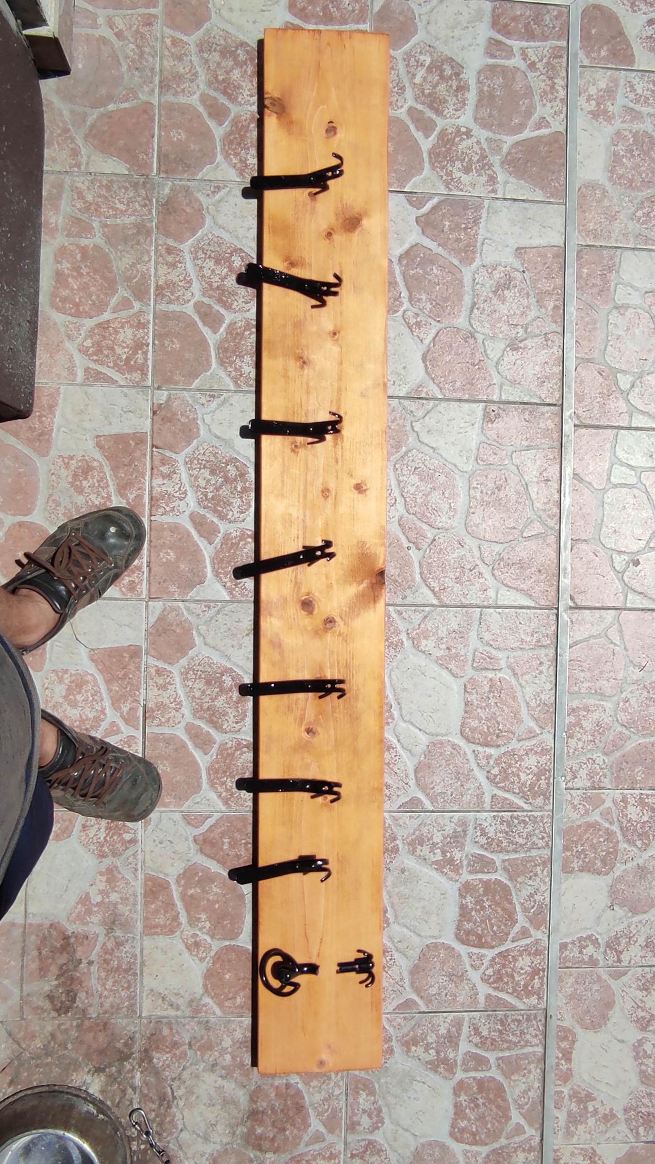 Diy Coat Hanger Under 5USD : 5 Steps - Instructables