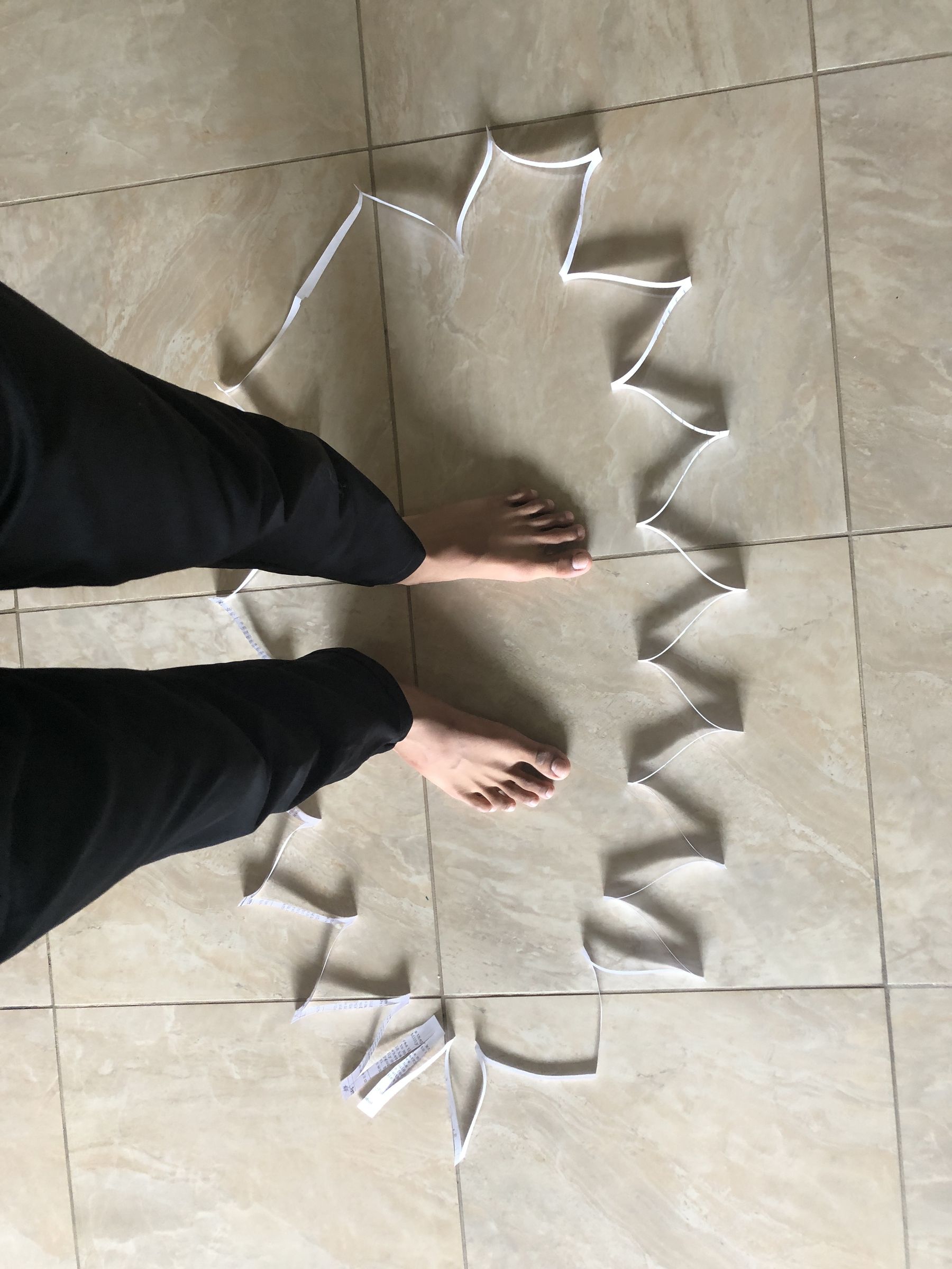 Climb Through a Hole Made of 1 Sheet of Paper (puzzle) : 3 Steps ...