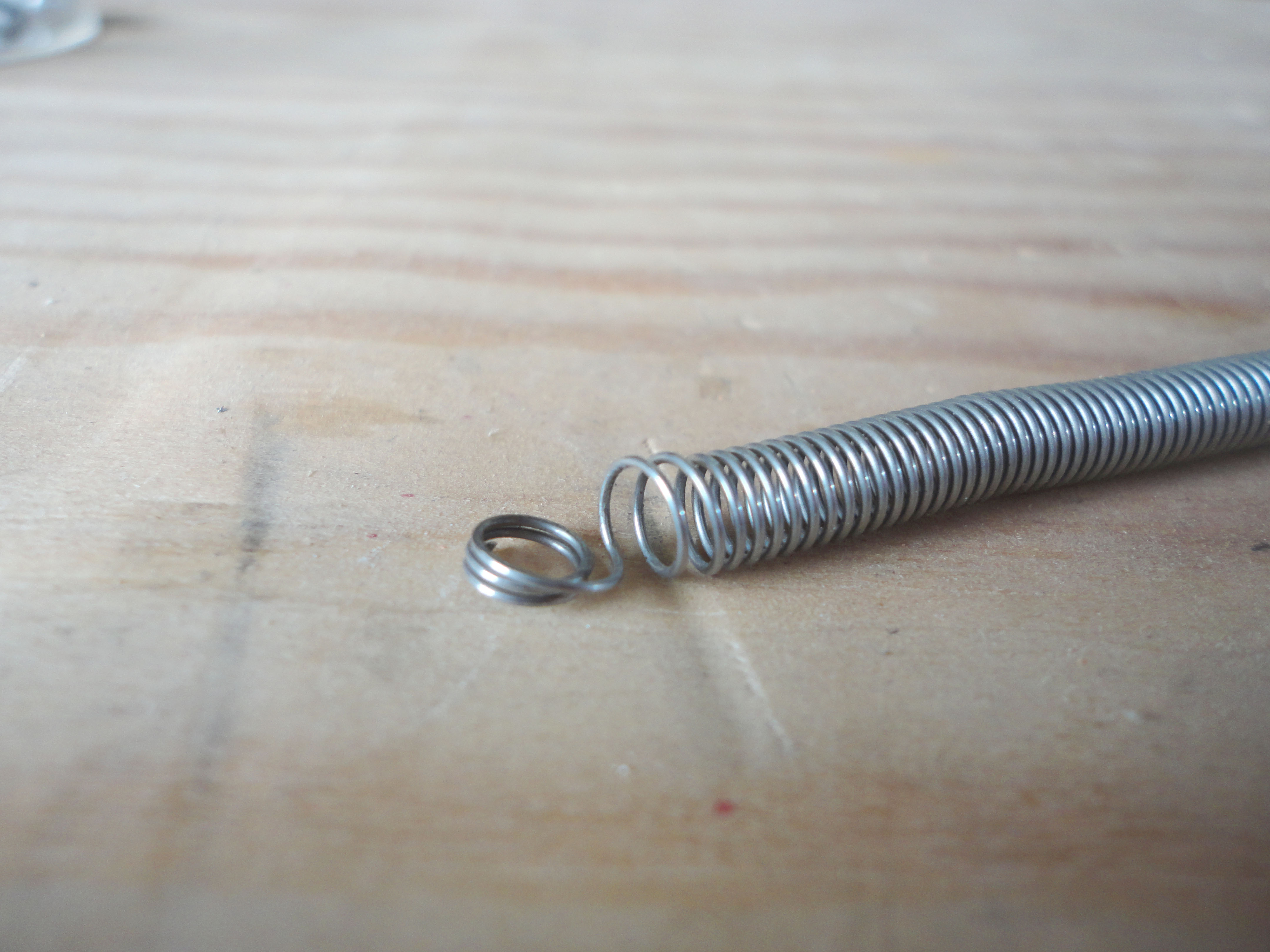 Assassin's Creed Hidden Blade - Functional Prop!! : 13 Steps (with ...