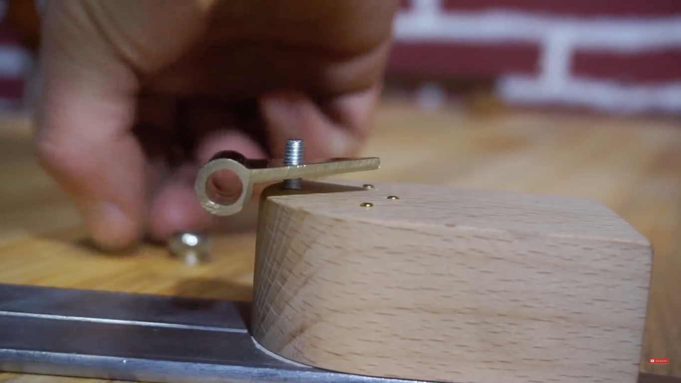 Filer Guide for Hand-Saws : 5 Steps (with Pictures) - Instructables